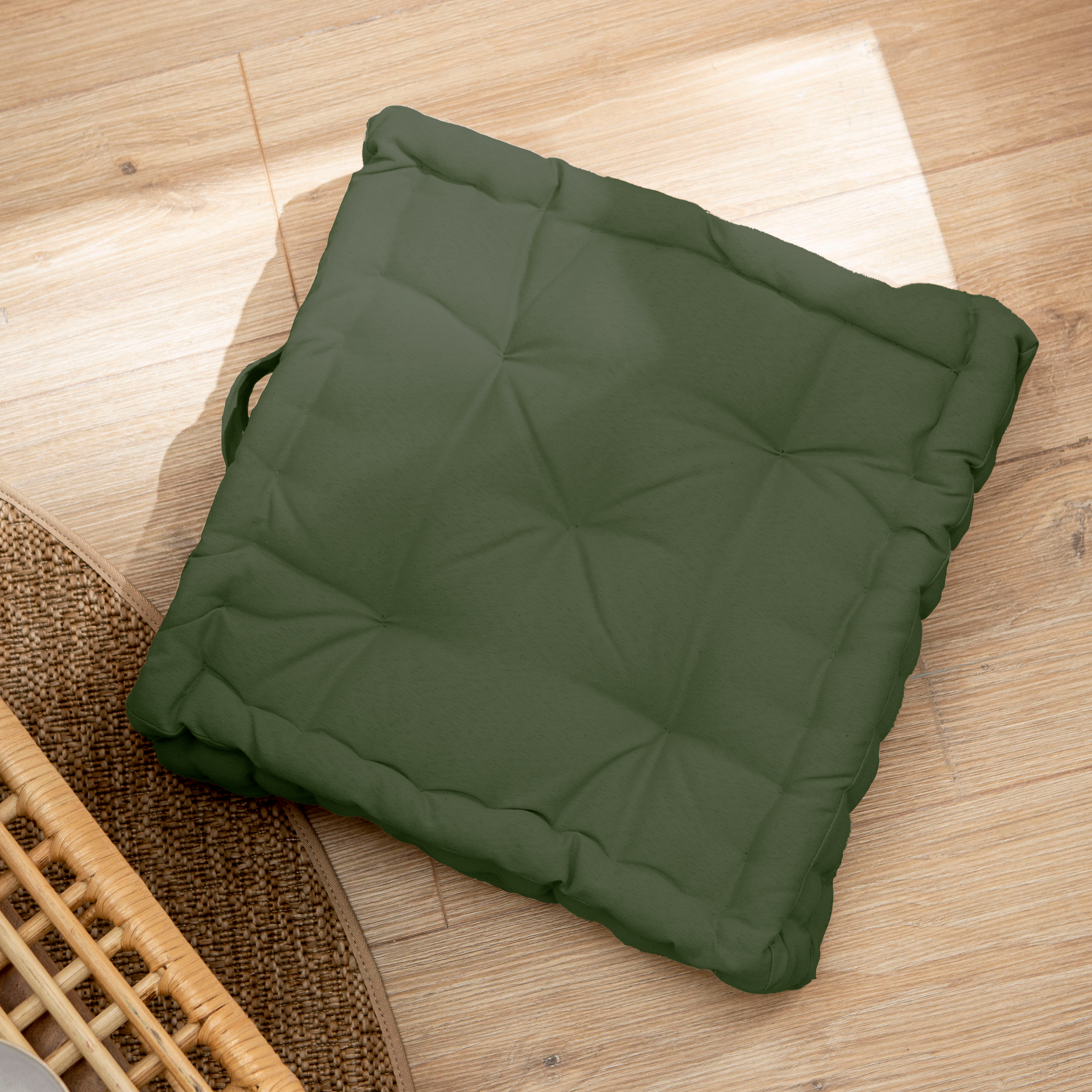 Coussin de sol Luck, vert l.40 x H.40 cm INSPIRE | Leroy Merlin