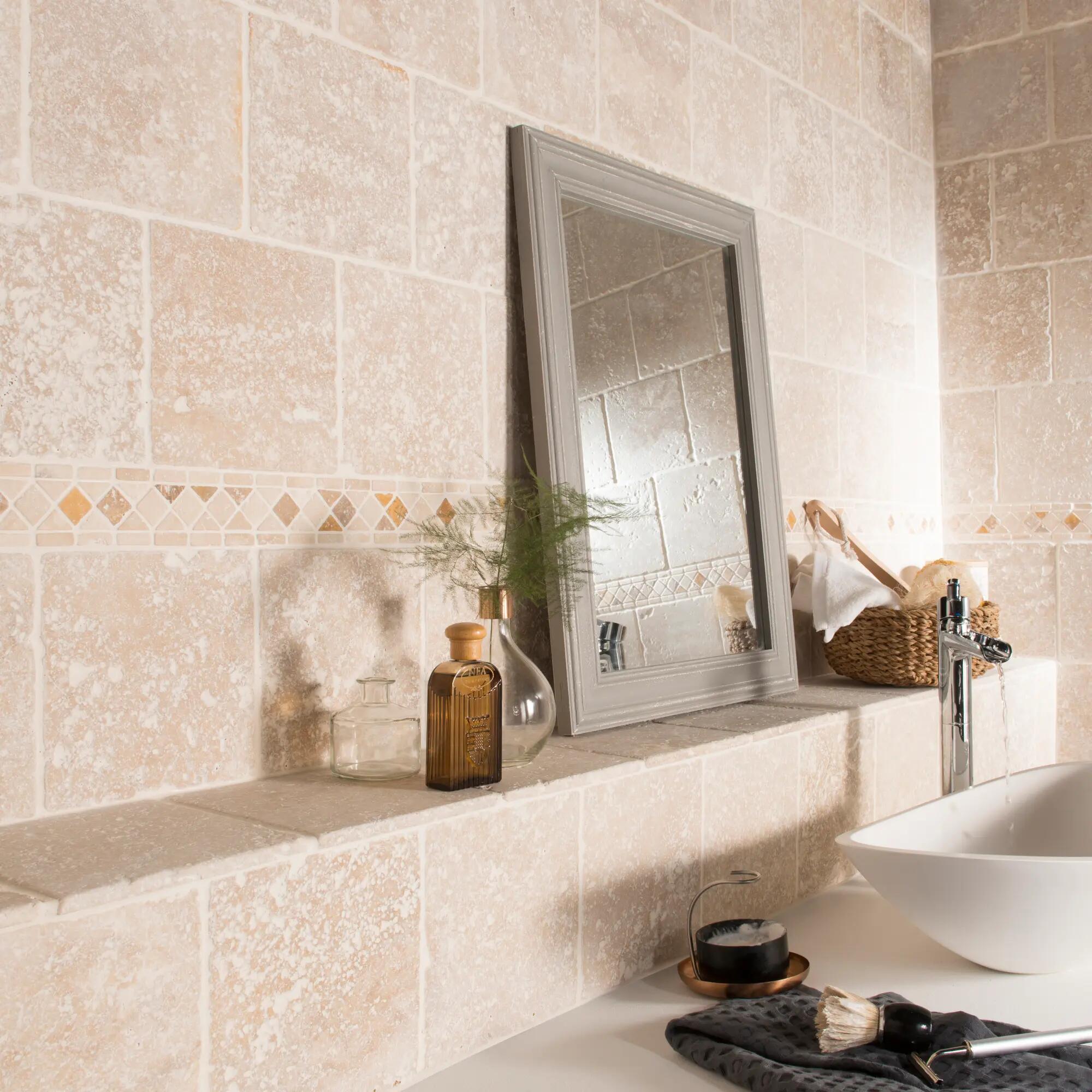 Listel Travertin roma mix beige, l.6 x L.30.5 cm | Leroy Merlin