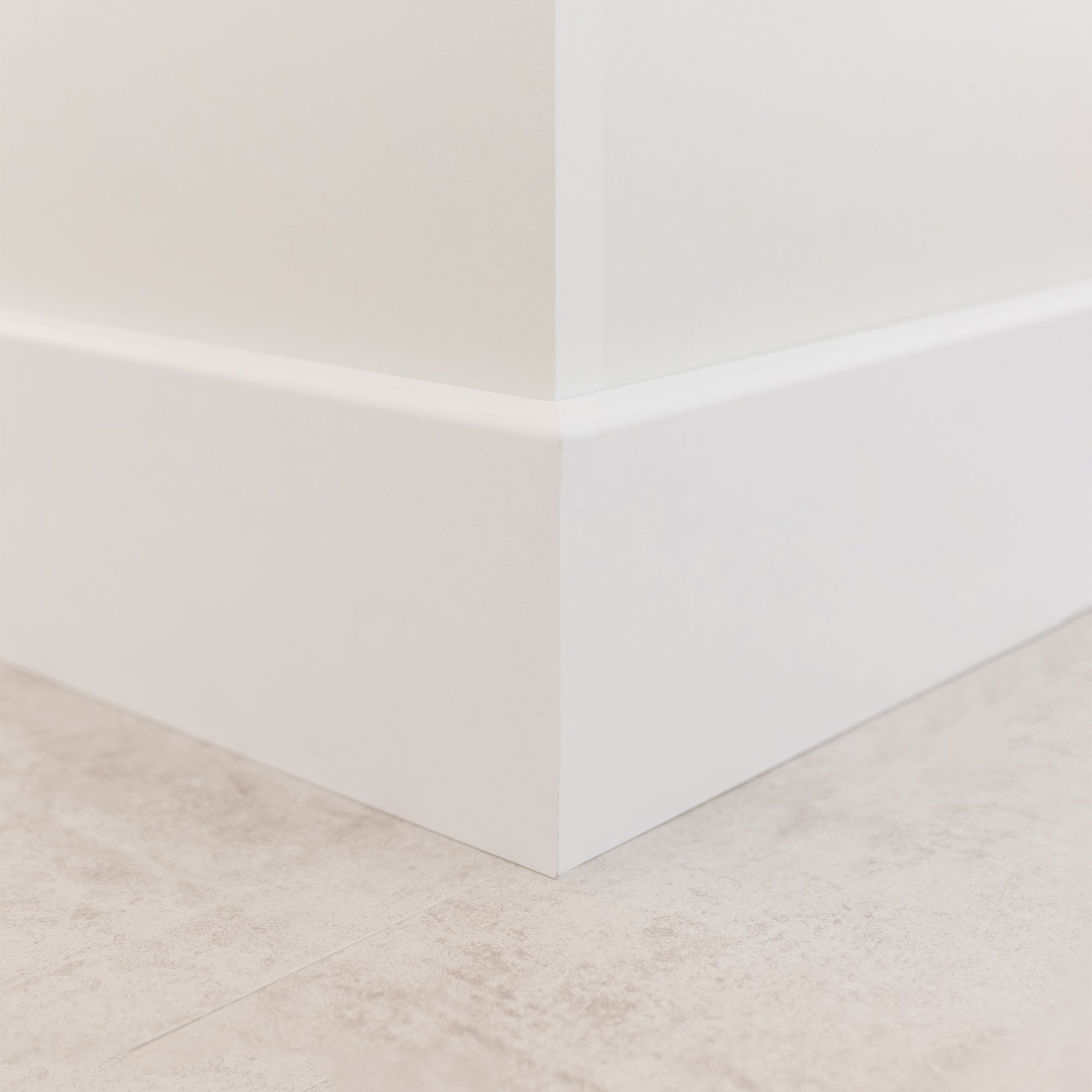 Plinthe mdf, blanc, H. 13, Ep.16 mm FINISHLINE | Leroy Merlin