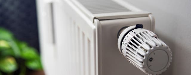 Valvole termostatiche su vecchi termosifoni: come comportarsi | Leroy ...