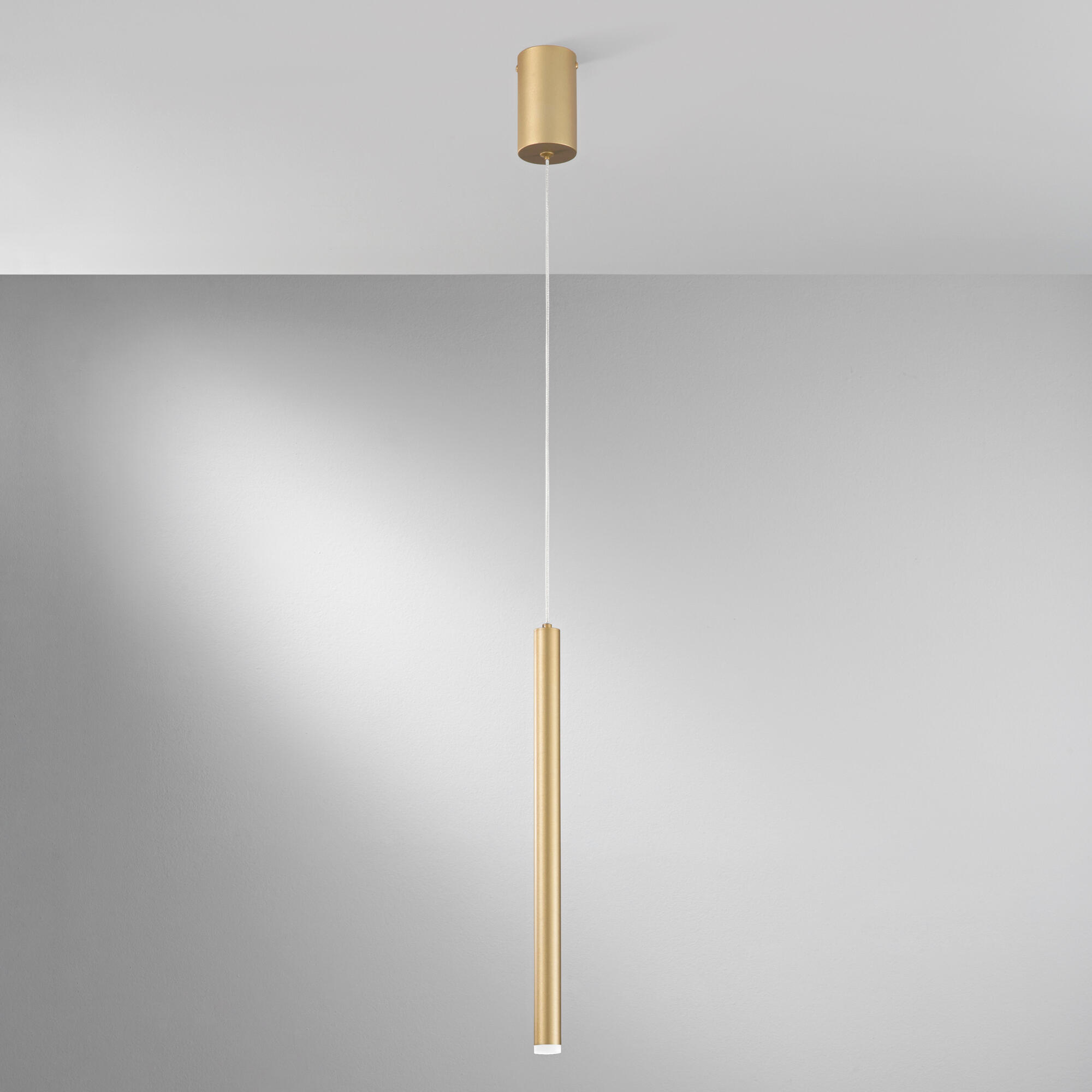Lampadario LED moderno Pype dorato Ø2.5cm, LUCE AMBIENTE DESIGN | Leroy ...