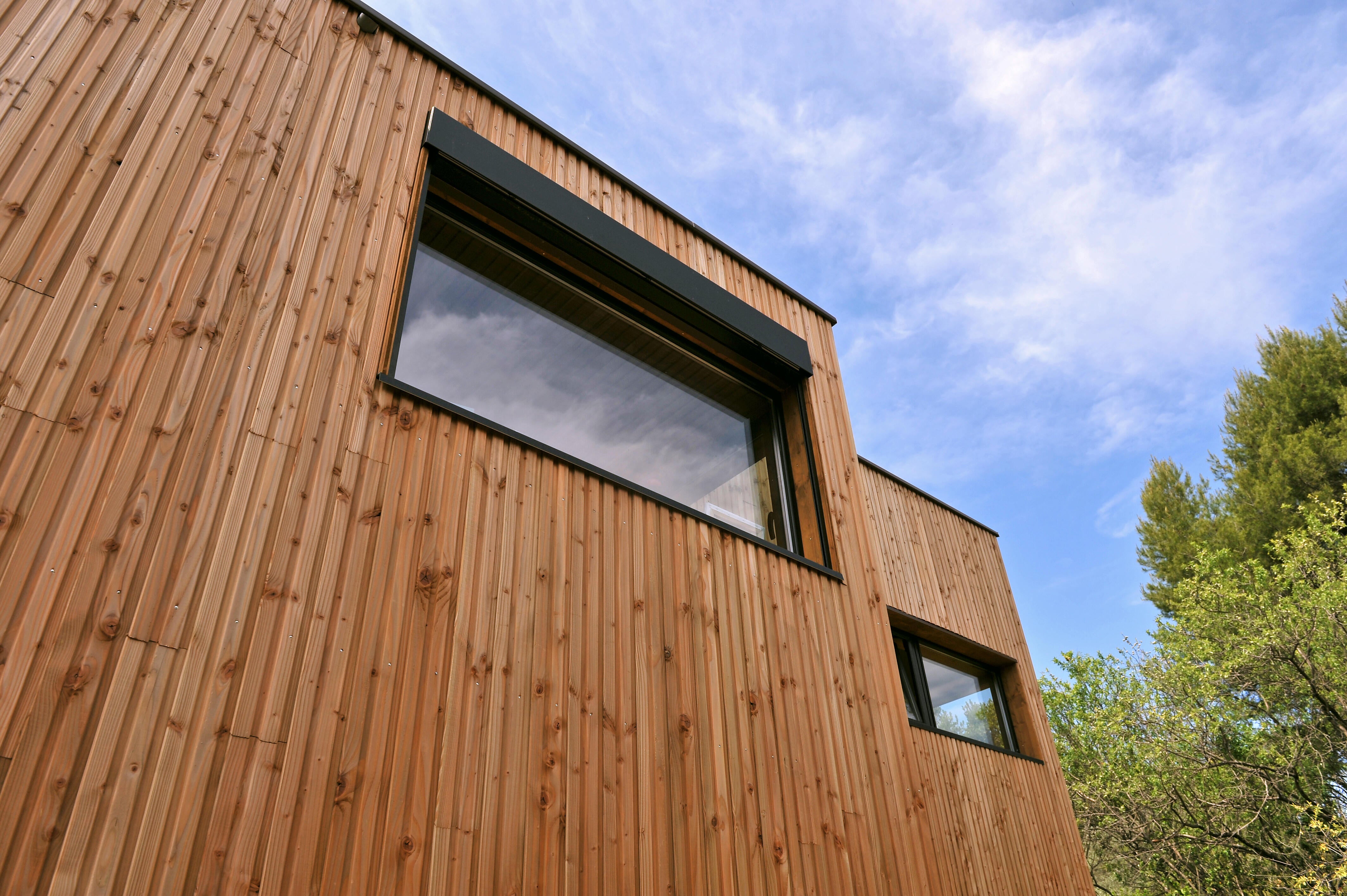 Clin pour bardage livenza pin douglas marron 22x135mm, 2.5 m | Leroy Merlin