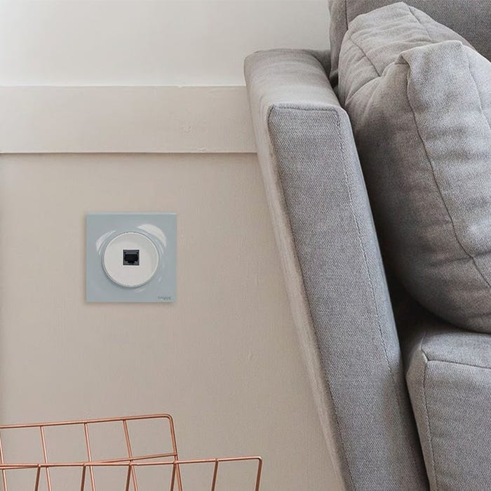 Switch Ethernet PoE 4 ports sortie 1 Gbits RJ45 30W total 57W SCHNEIDER ...