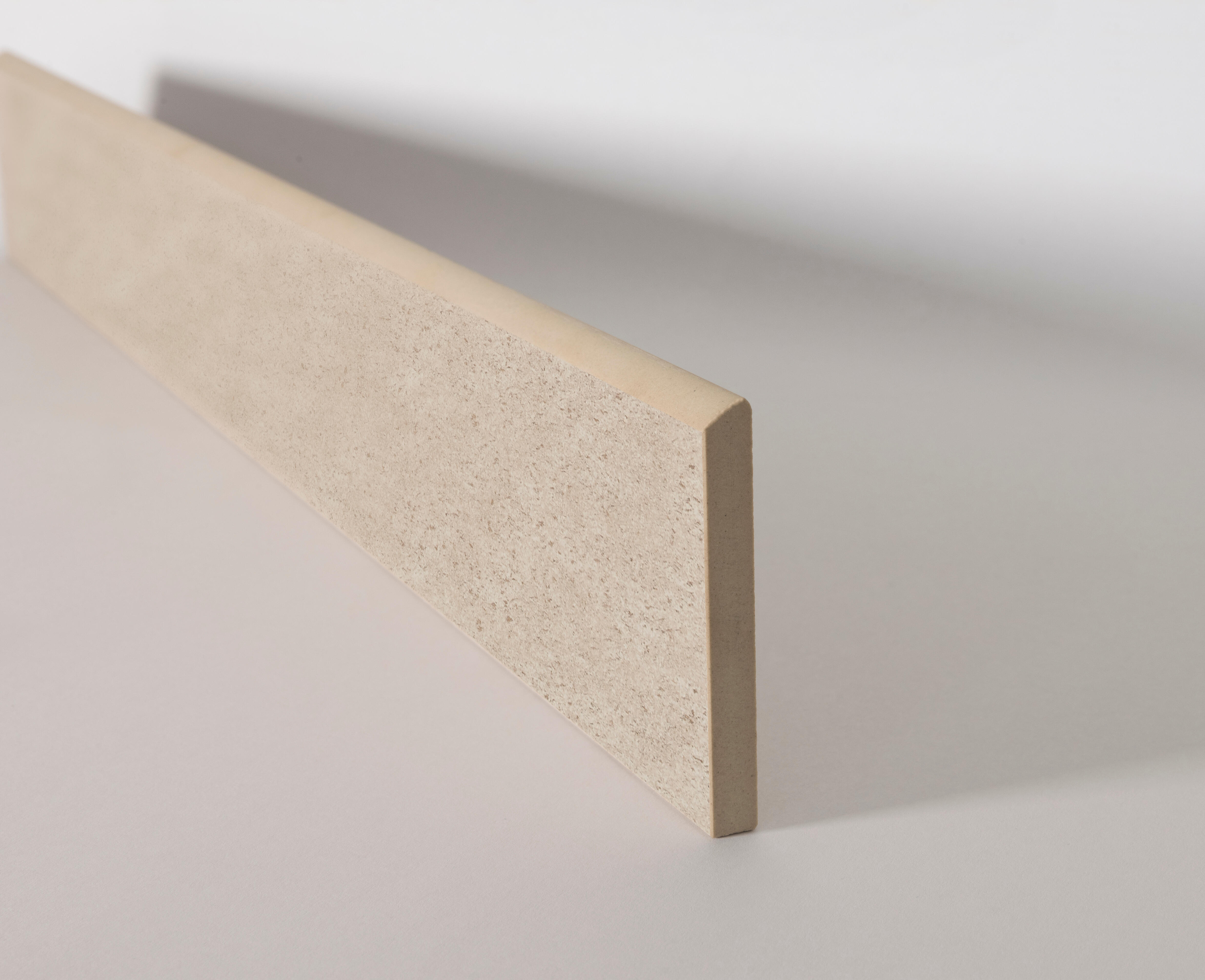 Pack de 10 Rodapiés porcelánico Athos 75x9 cm piedra beige SALONI ...