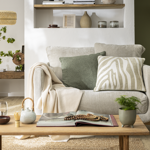 Cojín decorativo INSPIRE Charly poliéster verde forest 50x50cm | Leroy ...