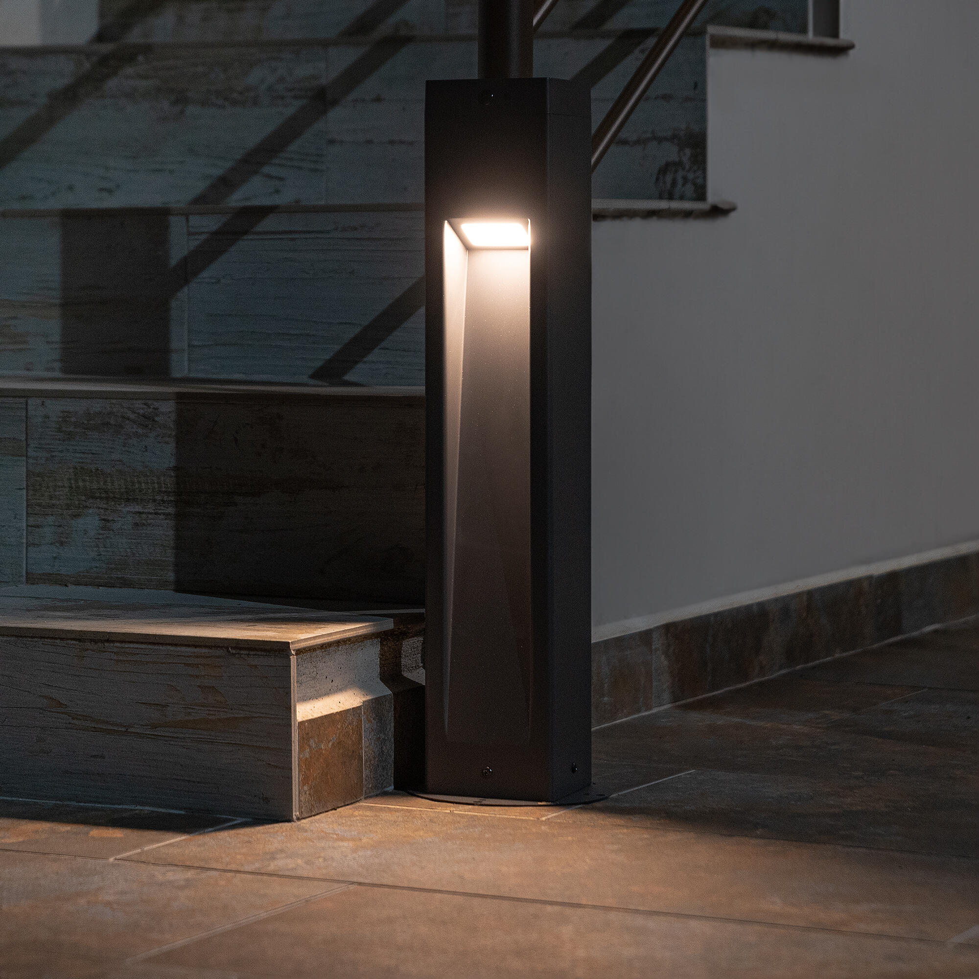 Sobremuro solar exterior LED Athos 1000 lúmenes acero gris, resistencia ...