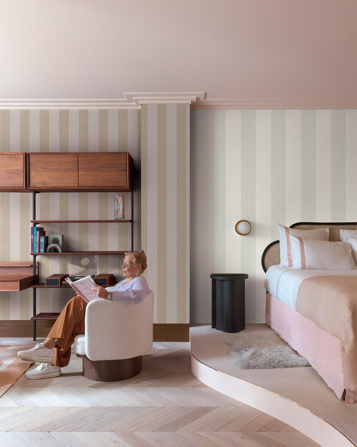 Papier peint intissé Ambiente rayure gris clair | Leroy Merlin