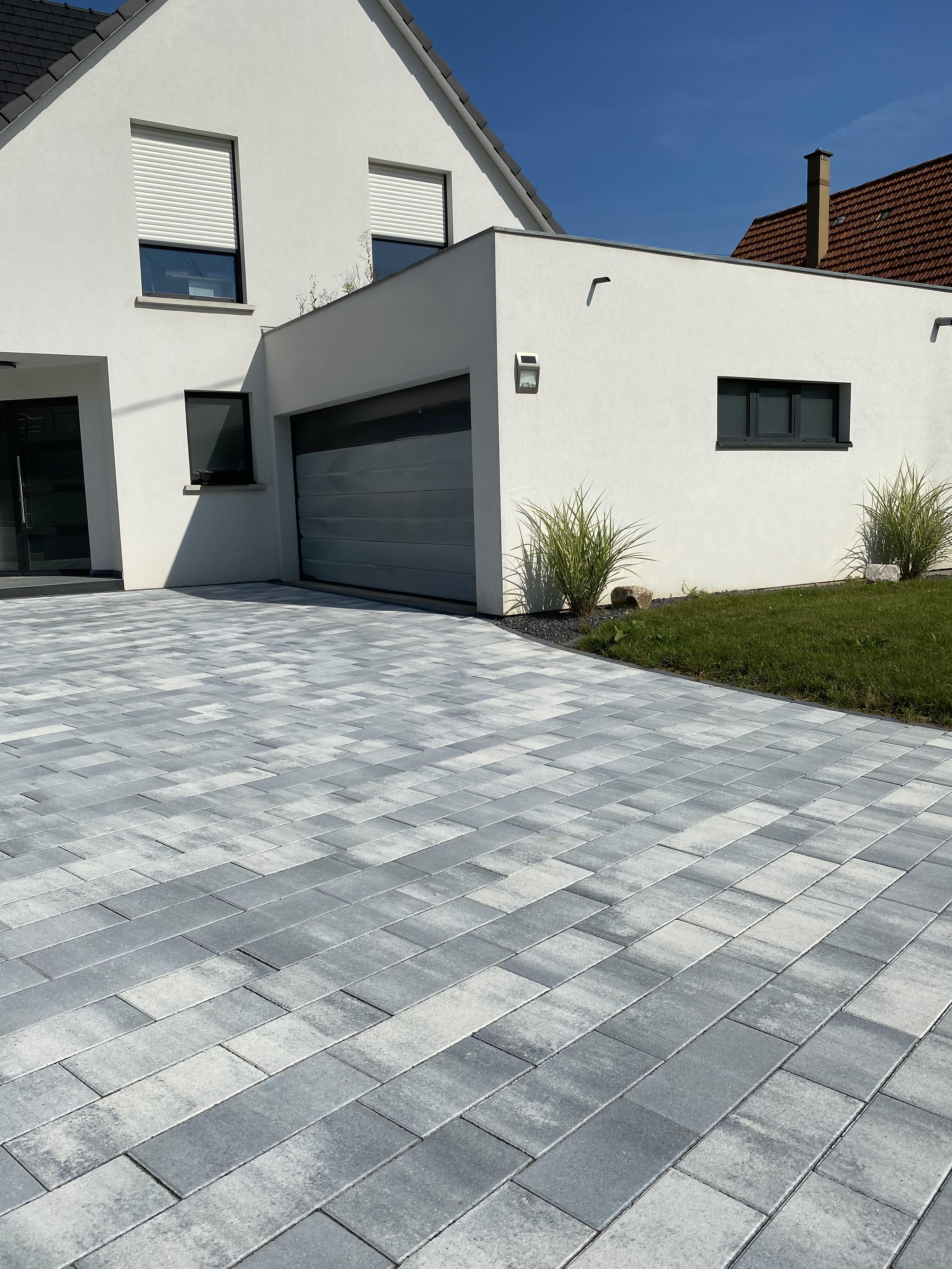 Pavé béton AGORA, cendre, L.30 cm x l.16 cm x Ep.60 mm | Leroy Merlin