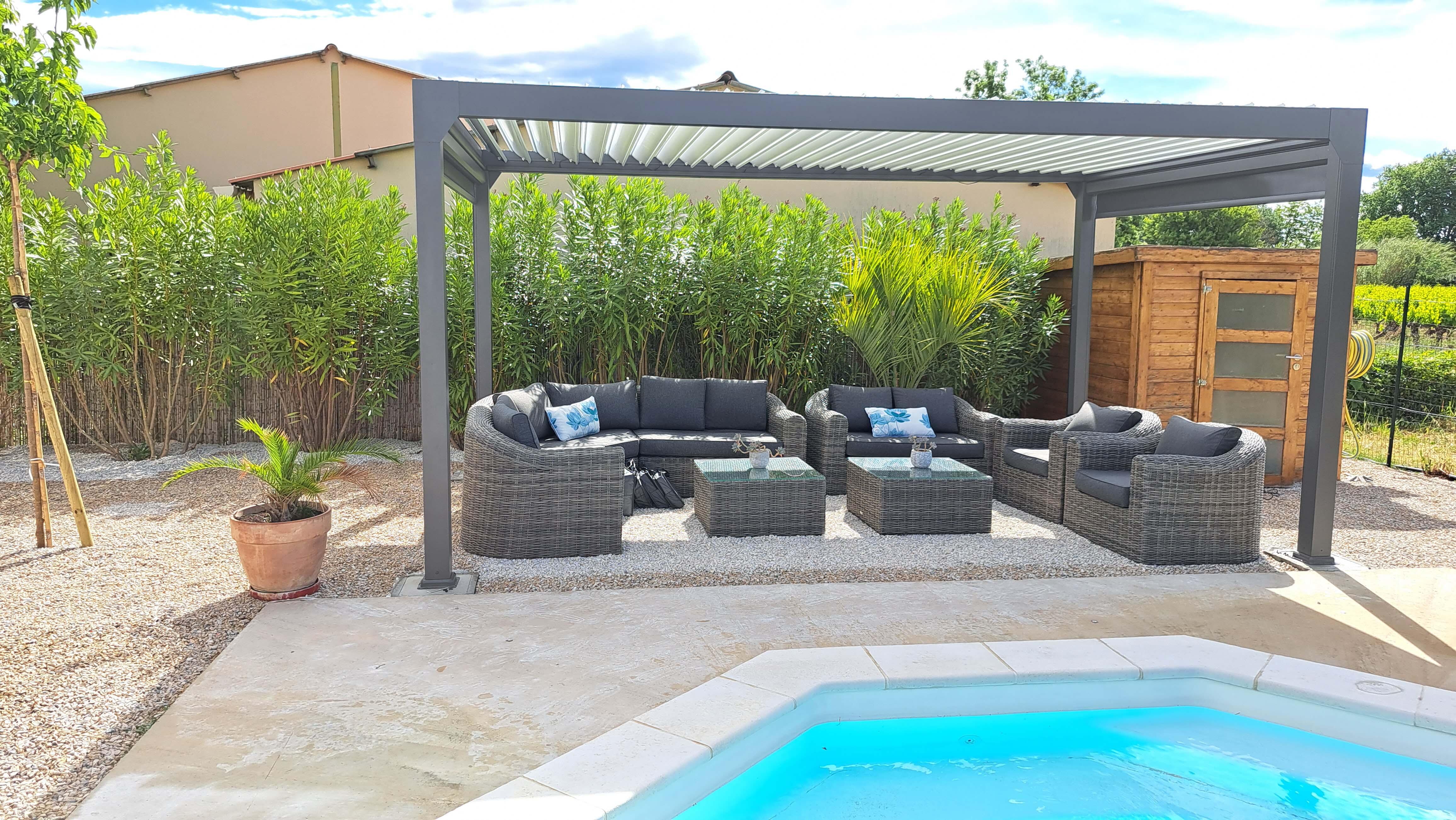 Pergola bioclimatique motorisée alu gris 2900 Ménéa 5x3 + led GREEN ...