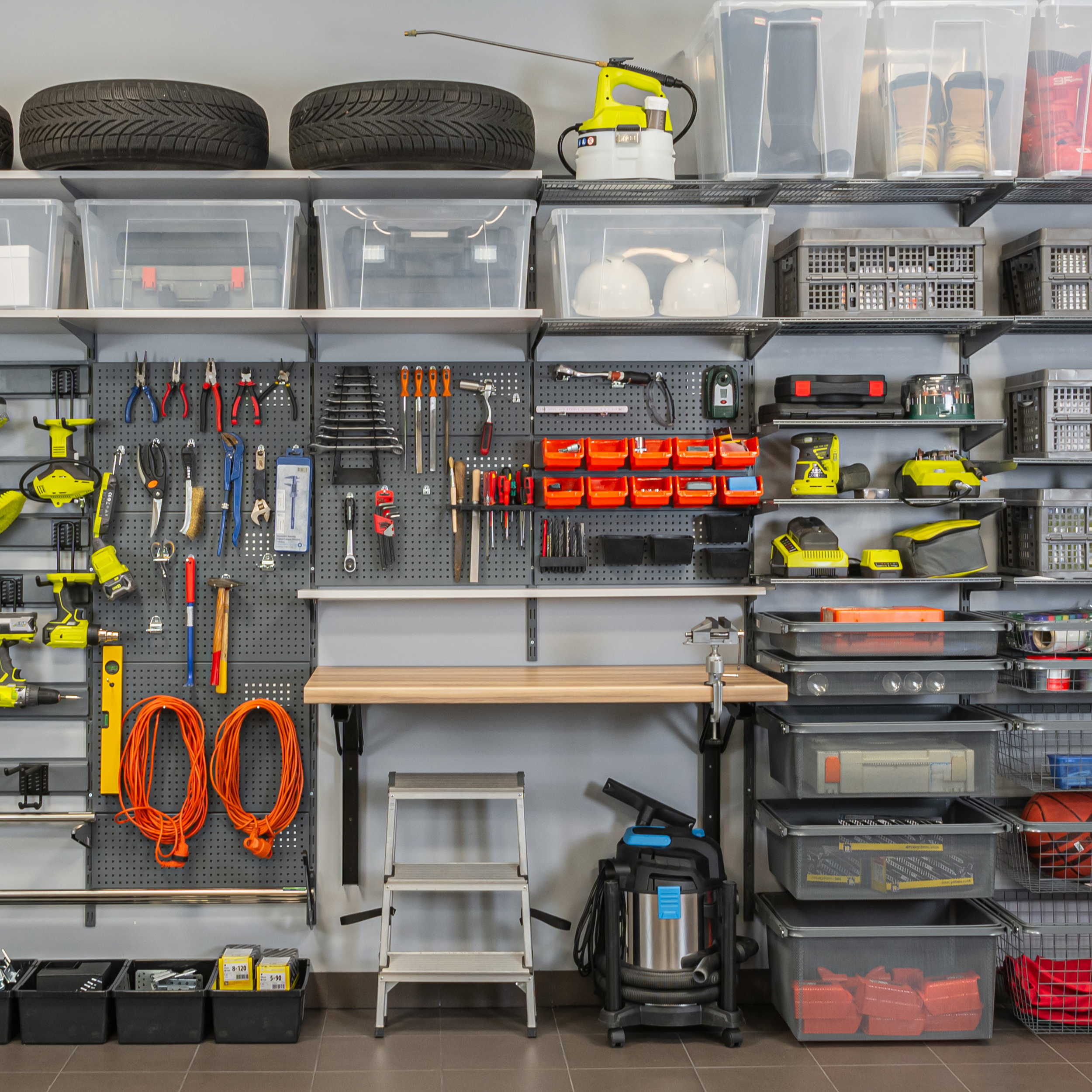 Tablica narzędziowa z perforacją APB 570/400 biała Integri - Leroy Merlin