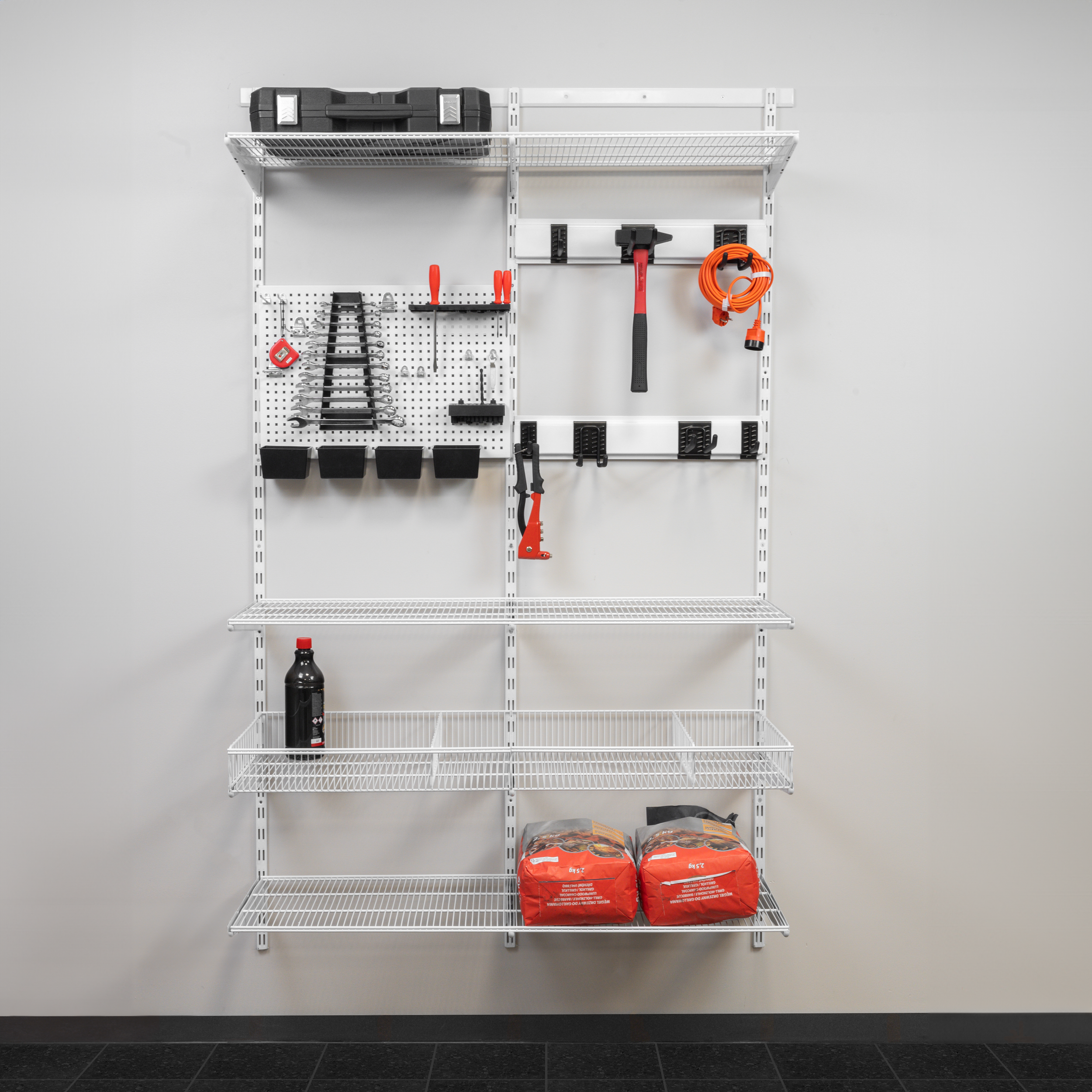 Tablica narzędziowa z perforacją APB 570/400 biała Integri - Leroy Merlin