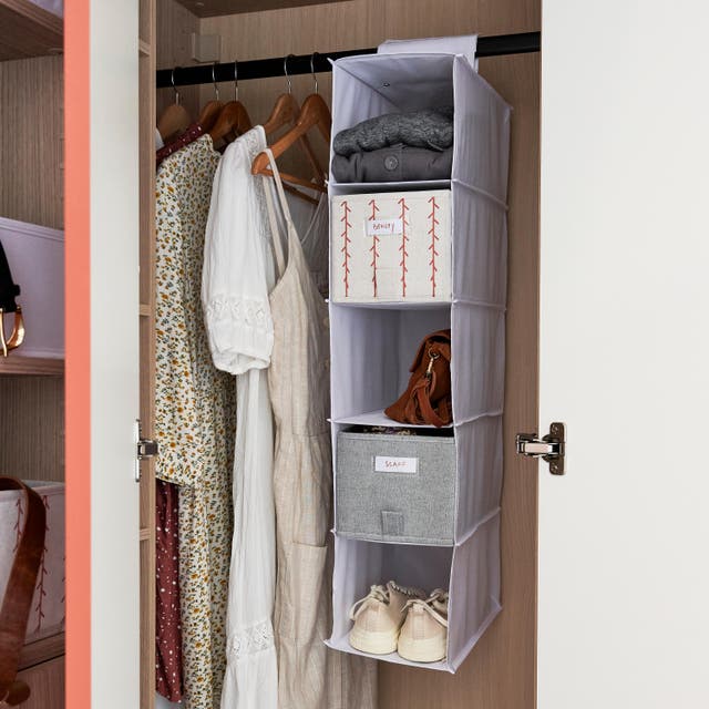 Comment choisir les bons accessoires pour son dressing ? | Leroy Merlin