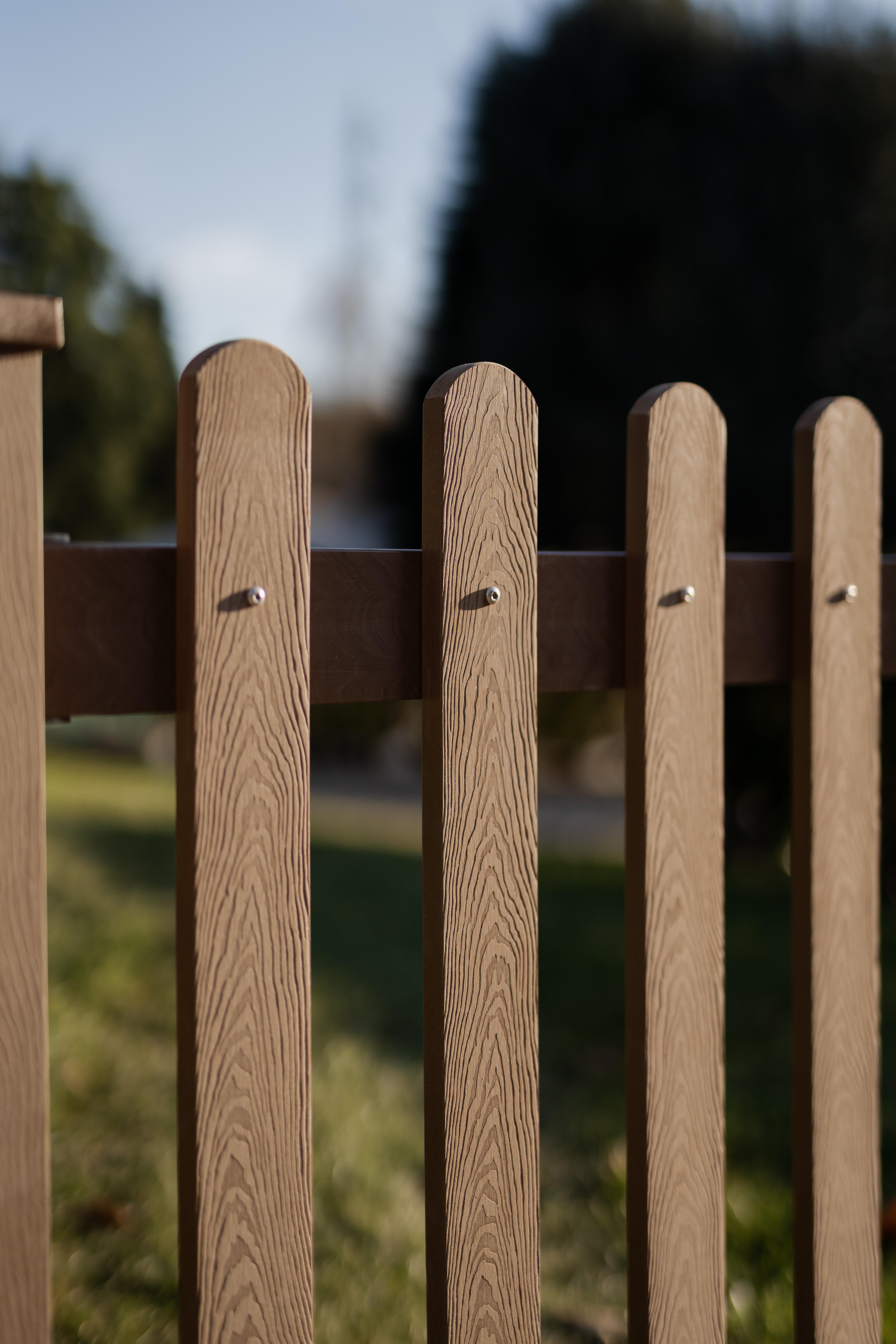 Come fare una staccionata in legno | Leroy Merlin