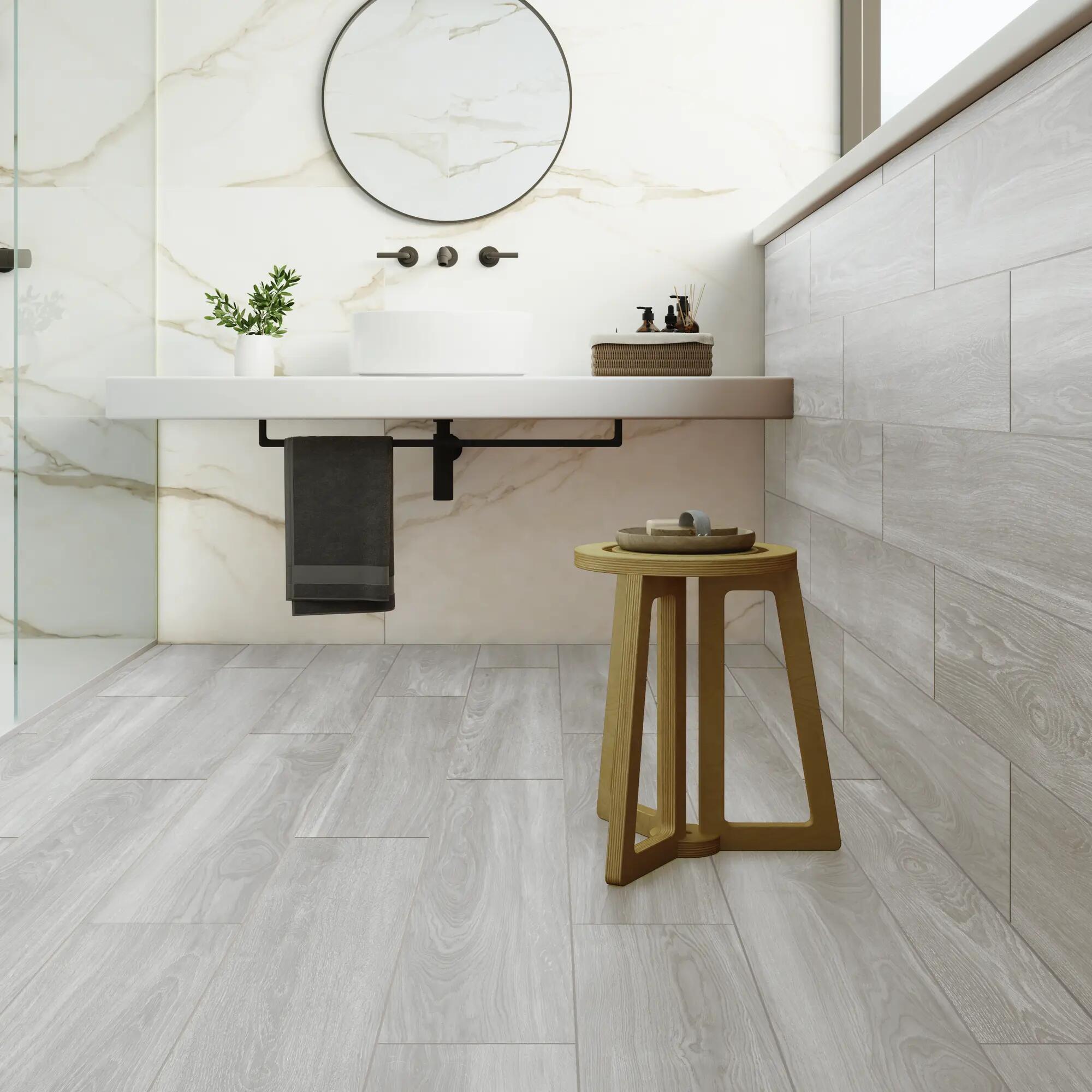 Suelo porcelánico Aren efecto madera ceniza 120x19.5 cm C1 PAMESA ...
