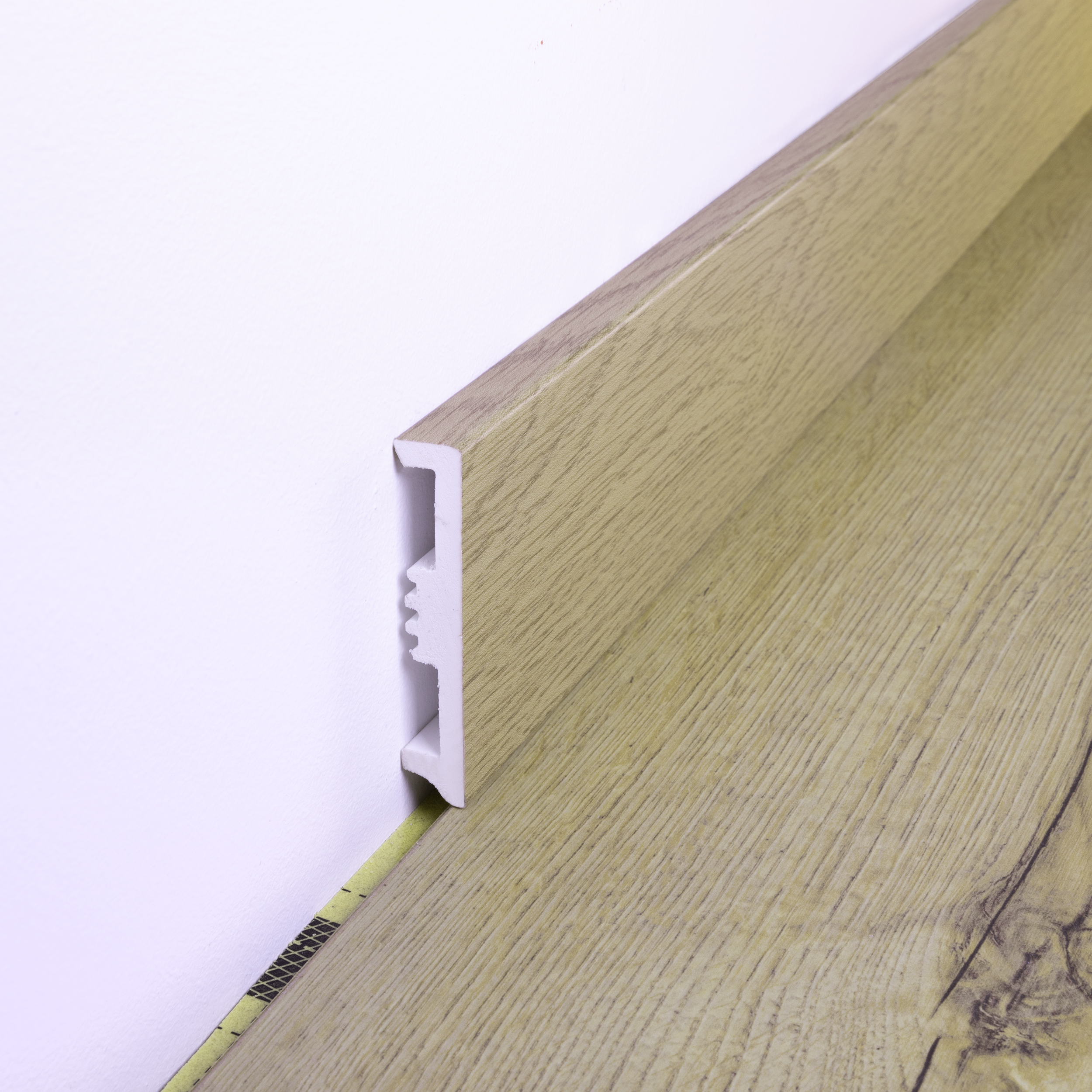 Battiscopa con passacavo STIQ XL 810 WOOD DECOR 060 ARTENS in ...