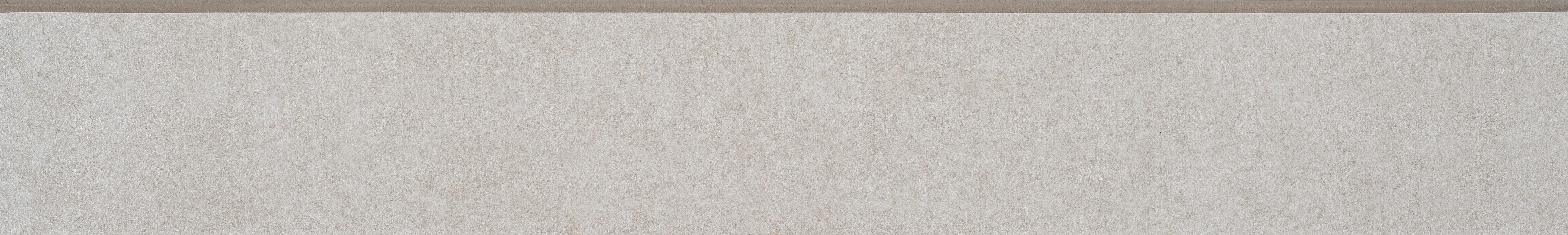 Rodapié porcelánico Eaton 60.8x9 cm cemento pearl | Leroy Merlin
