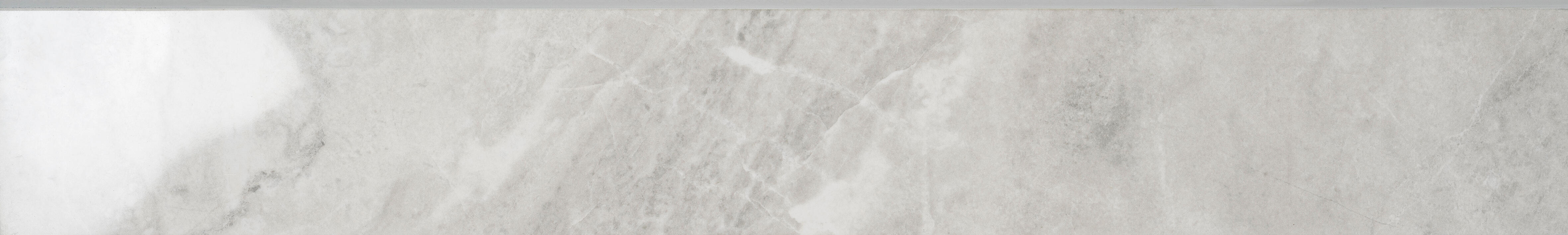 Rodapié porcelánico Arezzo 60x9 cm mármol perla | Leroy Merlin