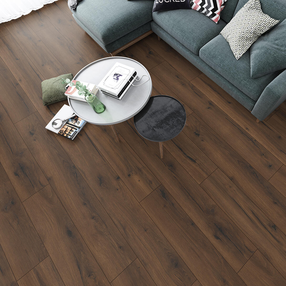 Pavimento laminato ARTENS Waterwood noce scuro resistente all'acqua Sp 7mm | Leroy Merlin