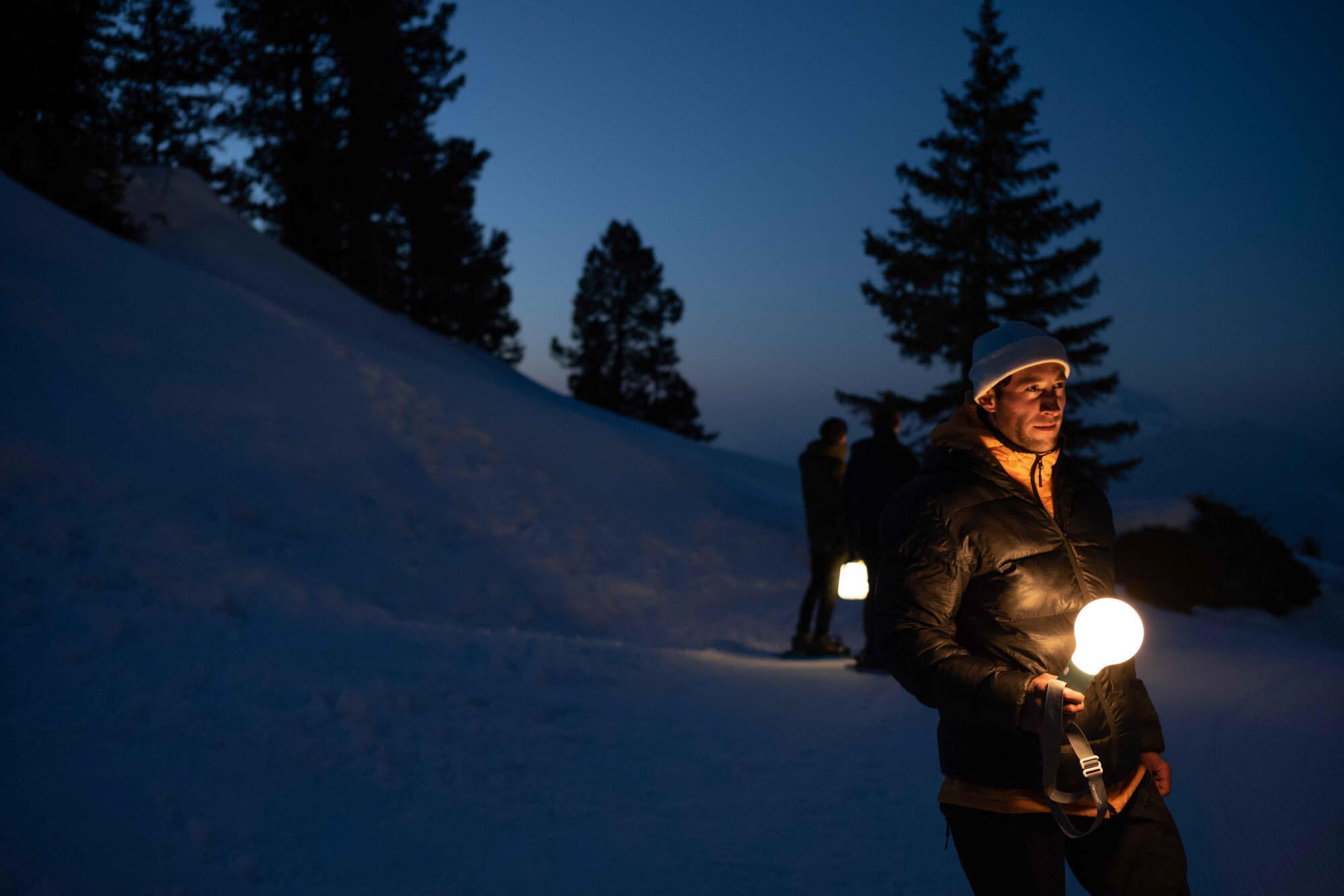 Lampe rechargeable USB H.24 cm 70 Lumen Aplo ocre rouge FERMOB | Leroy ...