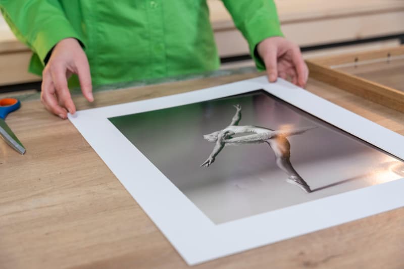 Cómo enmarcar un cuadro | Leroy Merlin