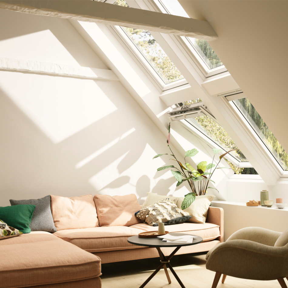 VELUX 55 x 78 Tout confort WhiteFinish bois blanc à rotation GGL CK02 ...
