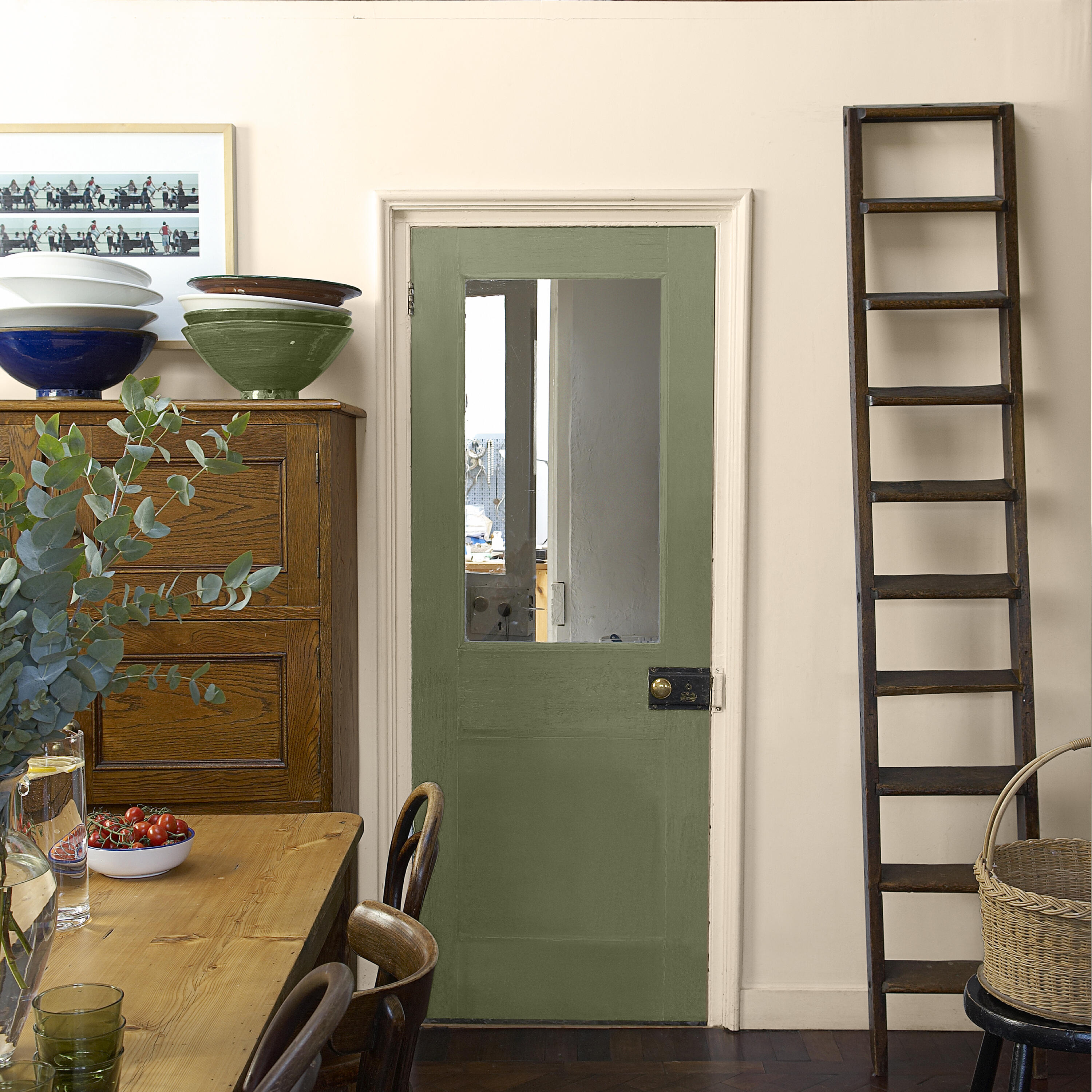 Peinture boiserie, radiateur vert taiga satin DULUX VALENTINE Valénite ...