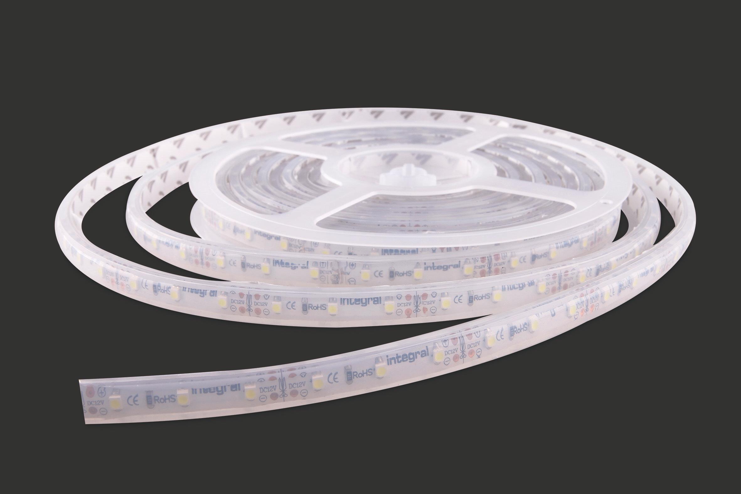Ruban LED ip67 12v 6500k 5mx10mm 6w dim | Bricoman