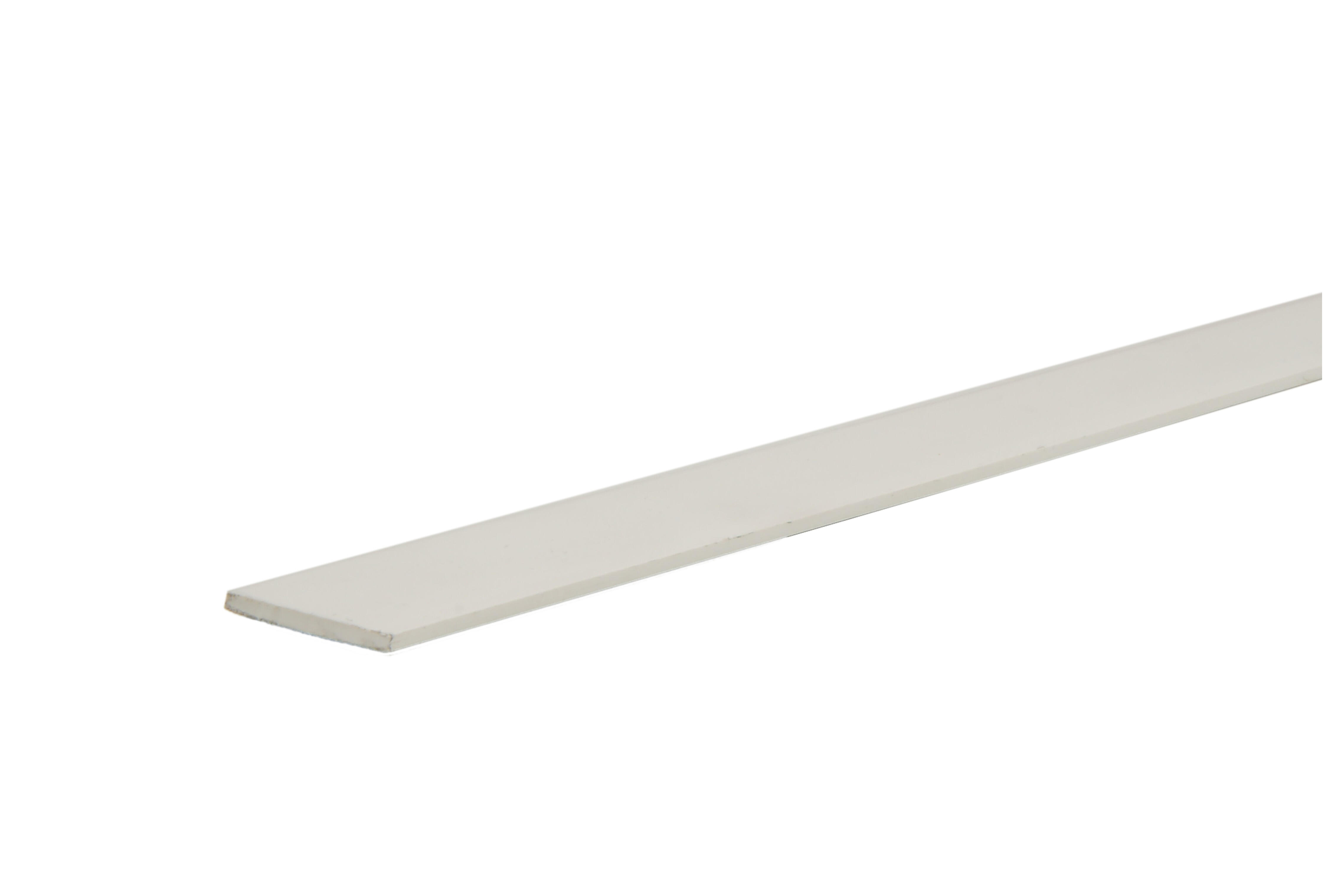 Champlat 2 angles vifs en PVC blanc 2 x 50 mm Long.2,6 m - SOTRINBOIS | Bricoman