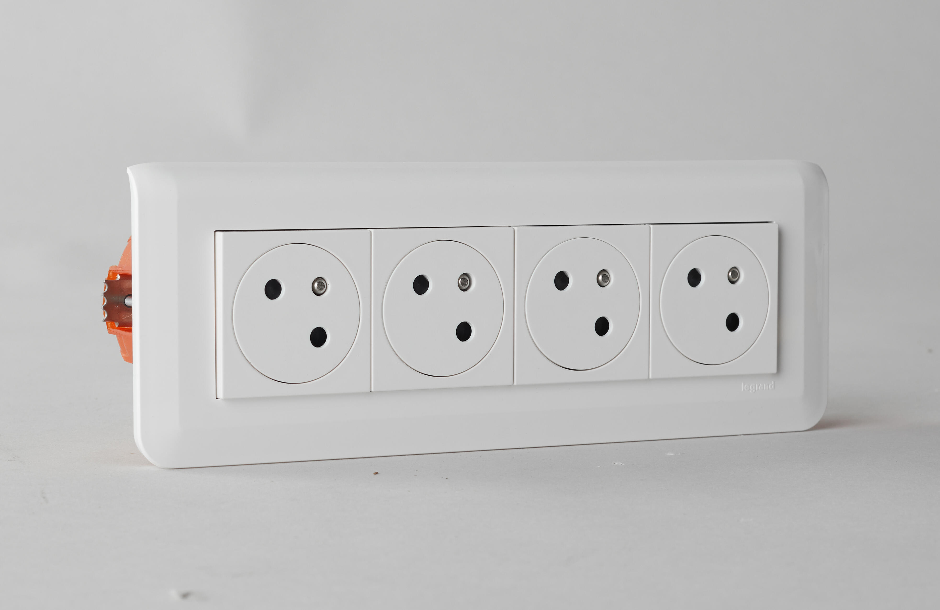 Legrand mosaic 4 prises au meilleur prix | Bricoman