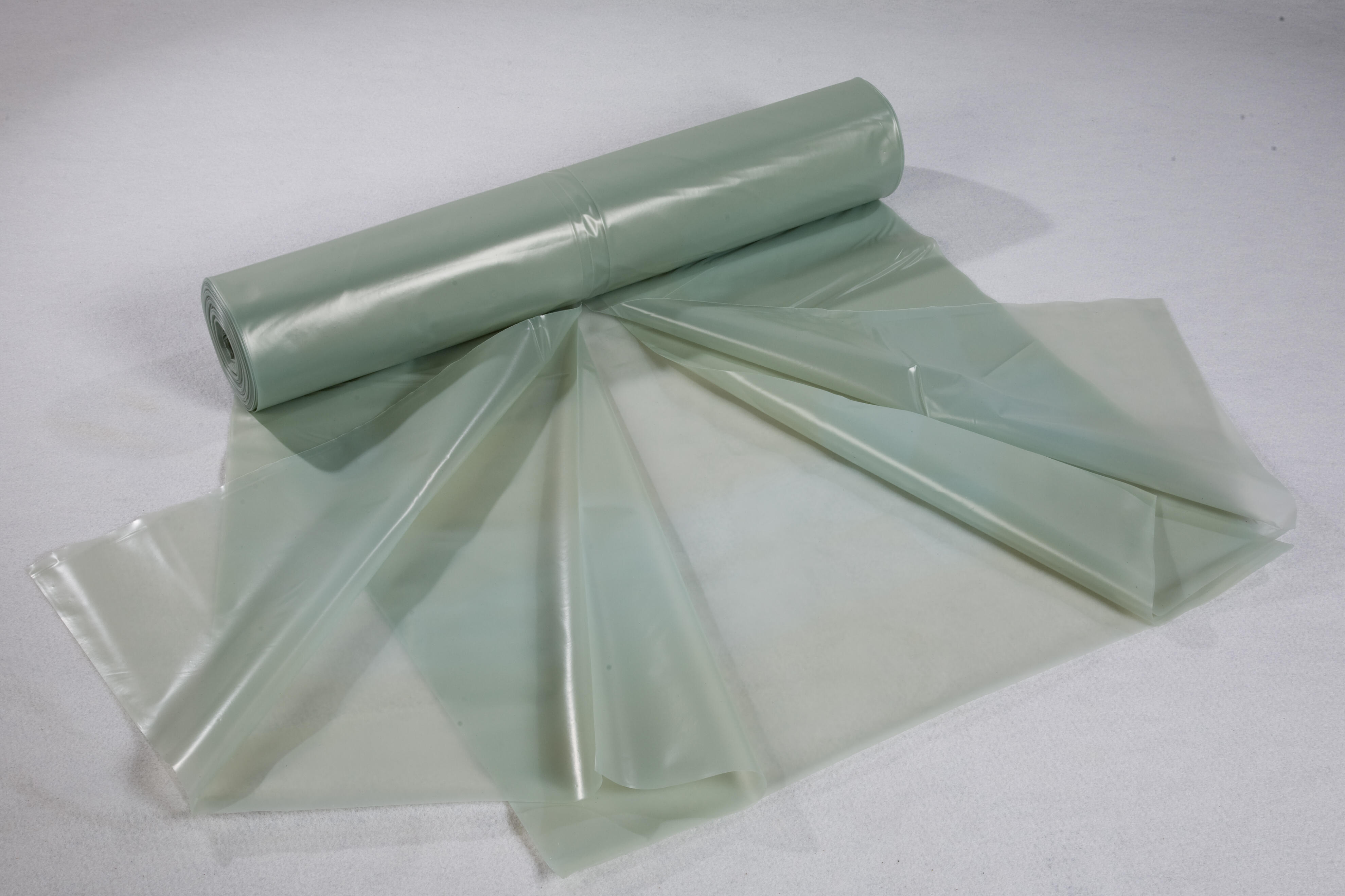 Film sous dalle 150 microns dim 6x25m | Bricoman