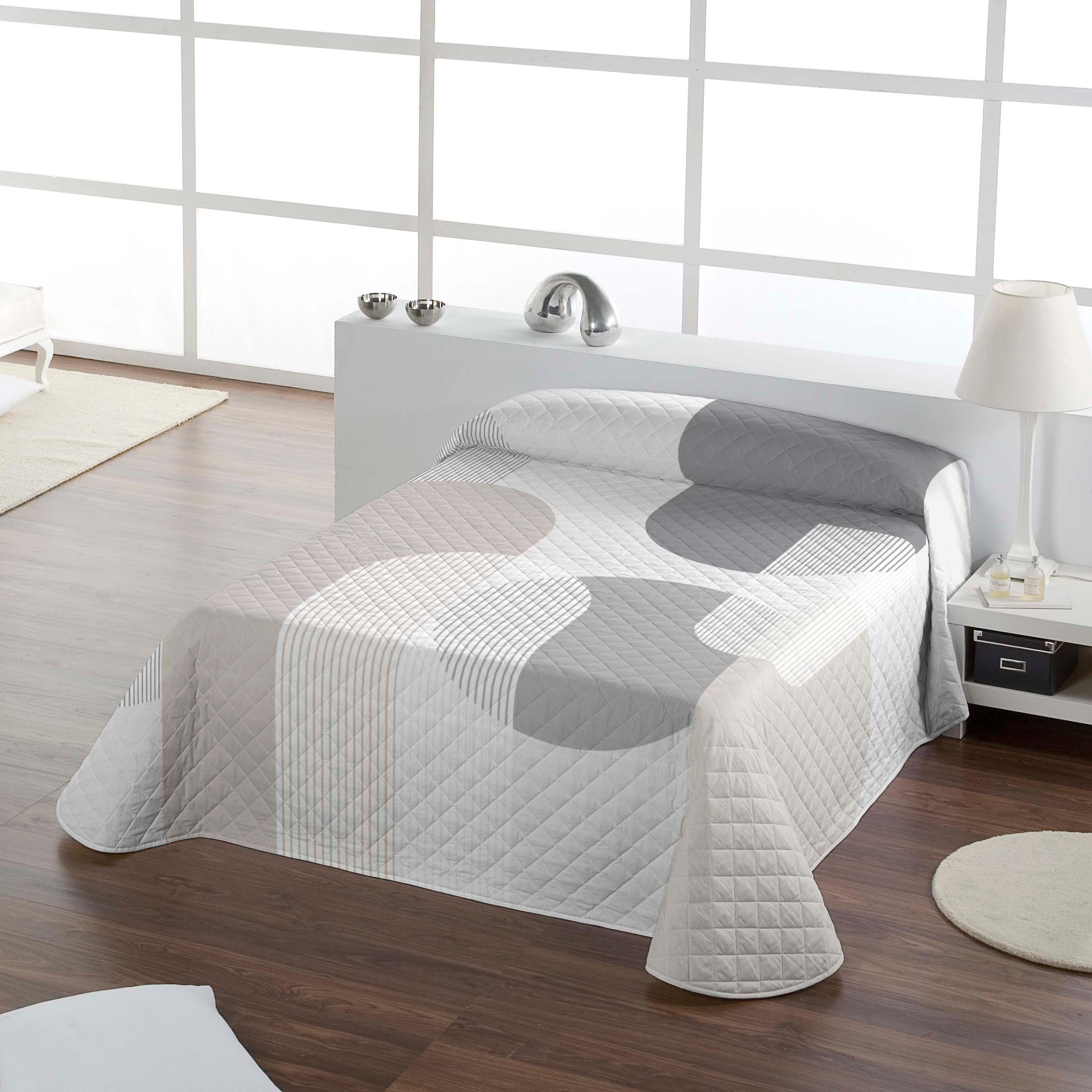 Colcha de cama CAMI 235x270 cm para camas de 135 cm | Leroy Merlin