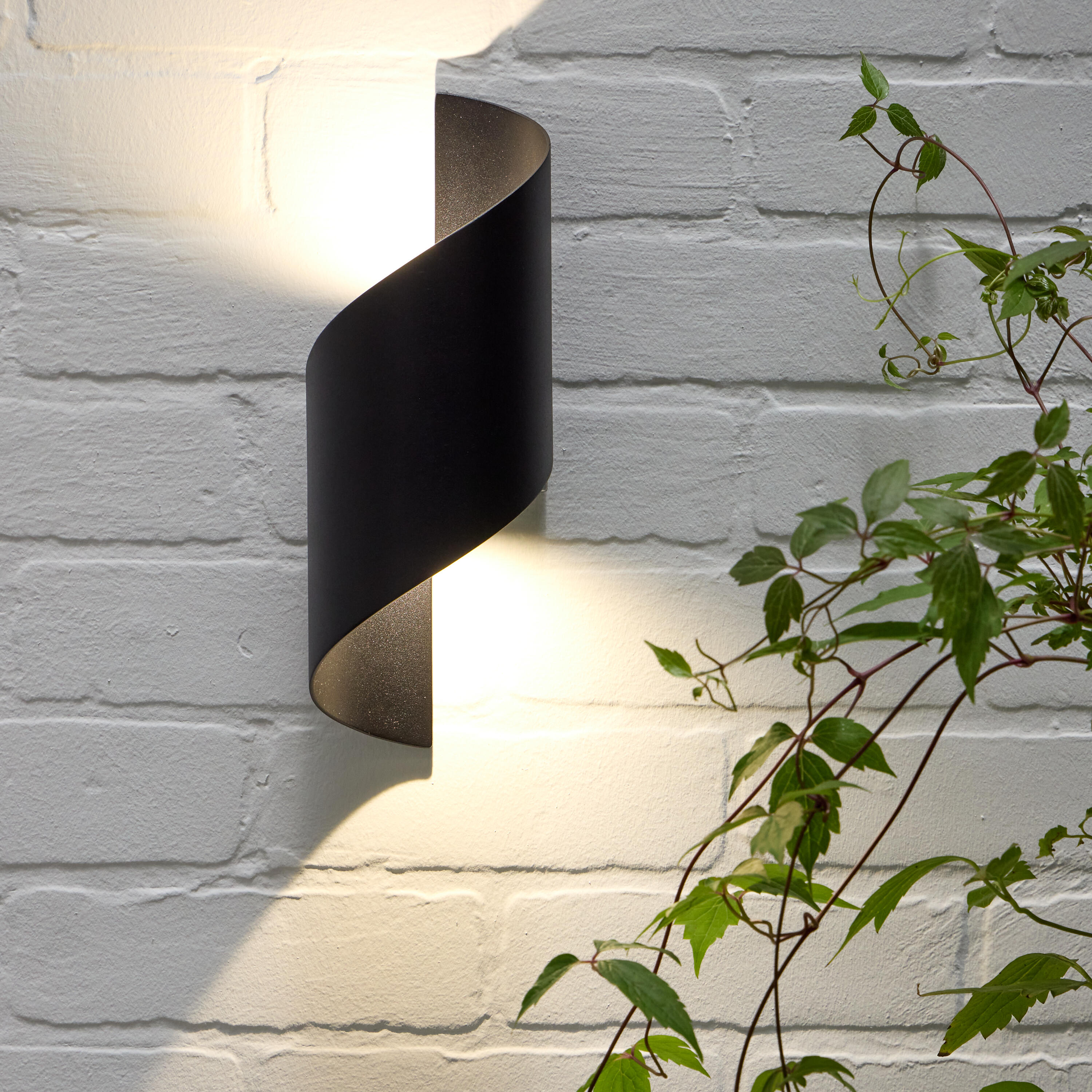 Applique extérieure LED, 1500 lumens blanc neutre, Lilly INSPIRE ...