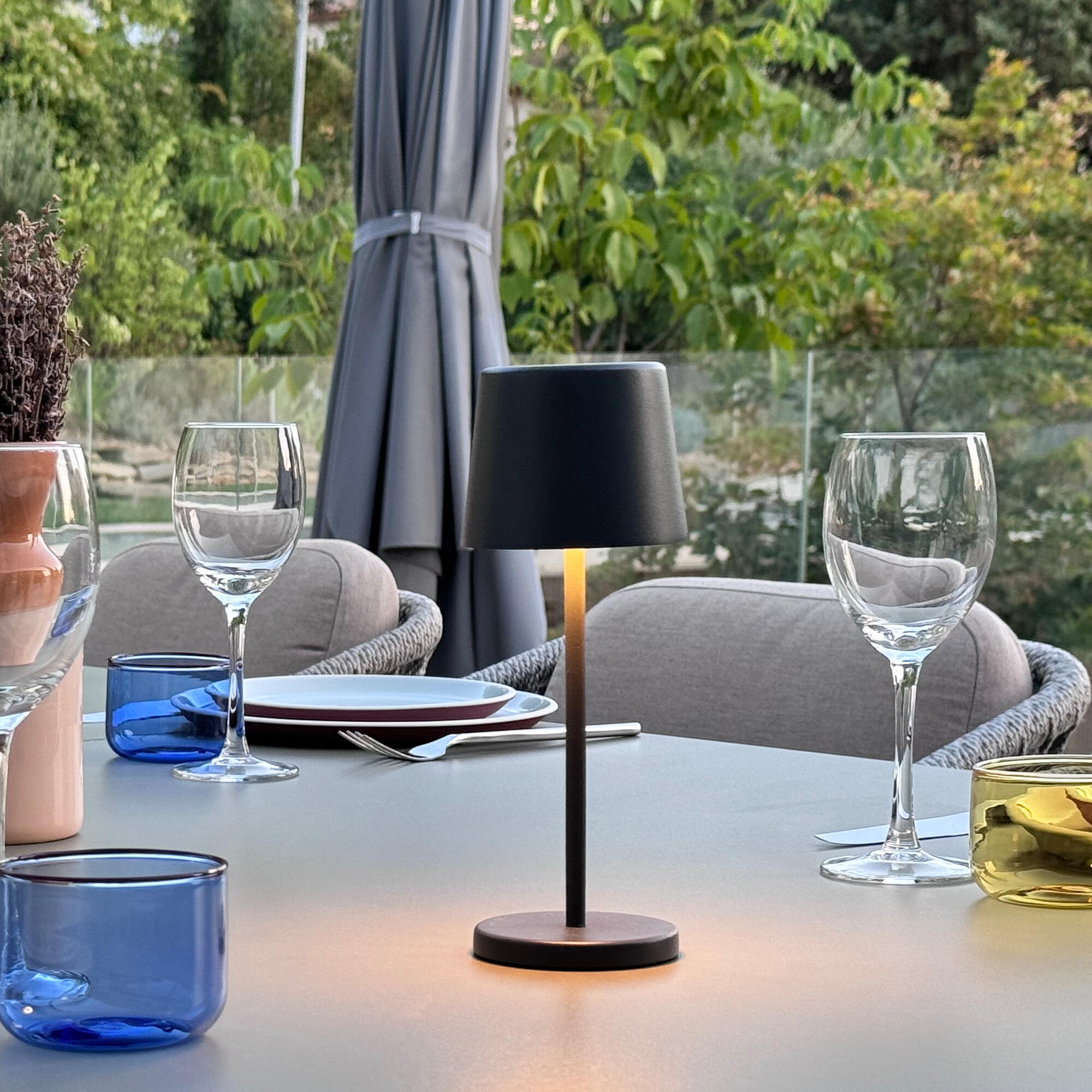 Lampe LED rechargeable, H.22cm intensité variable, gris Kelly mini rock ...