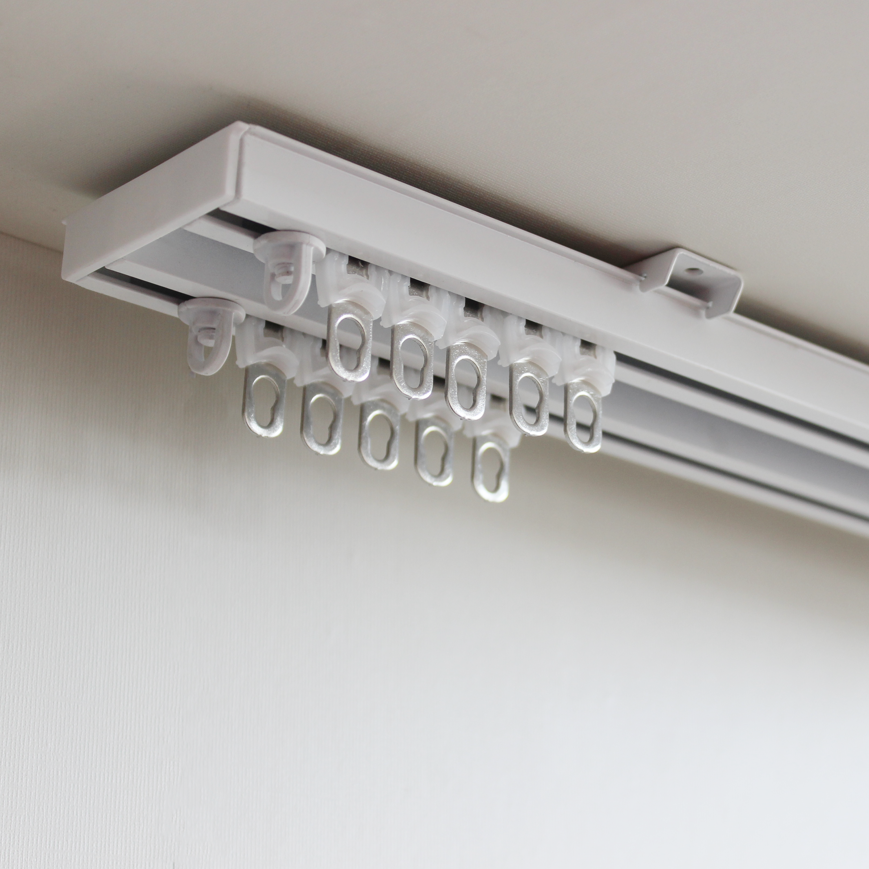 Kit de rail à rideaux aluminium Magleva 2L blanc, 150 cm | Leroy Merlin