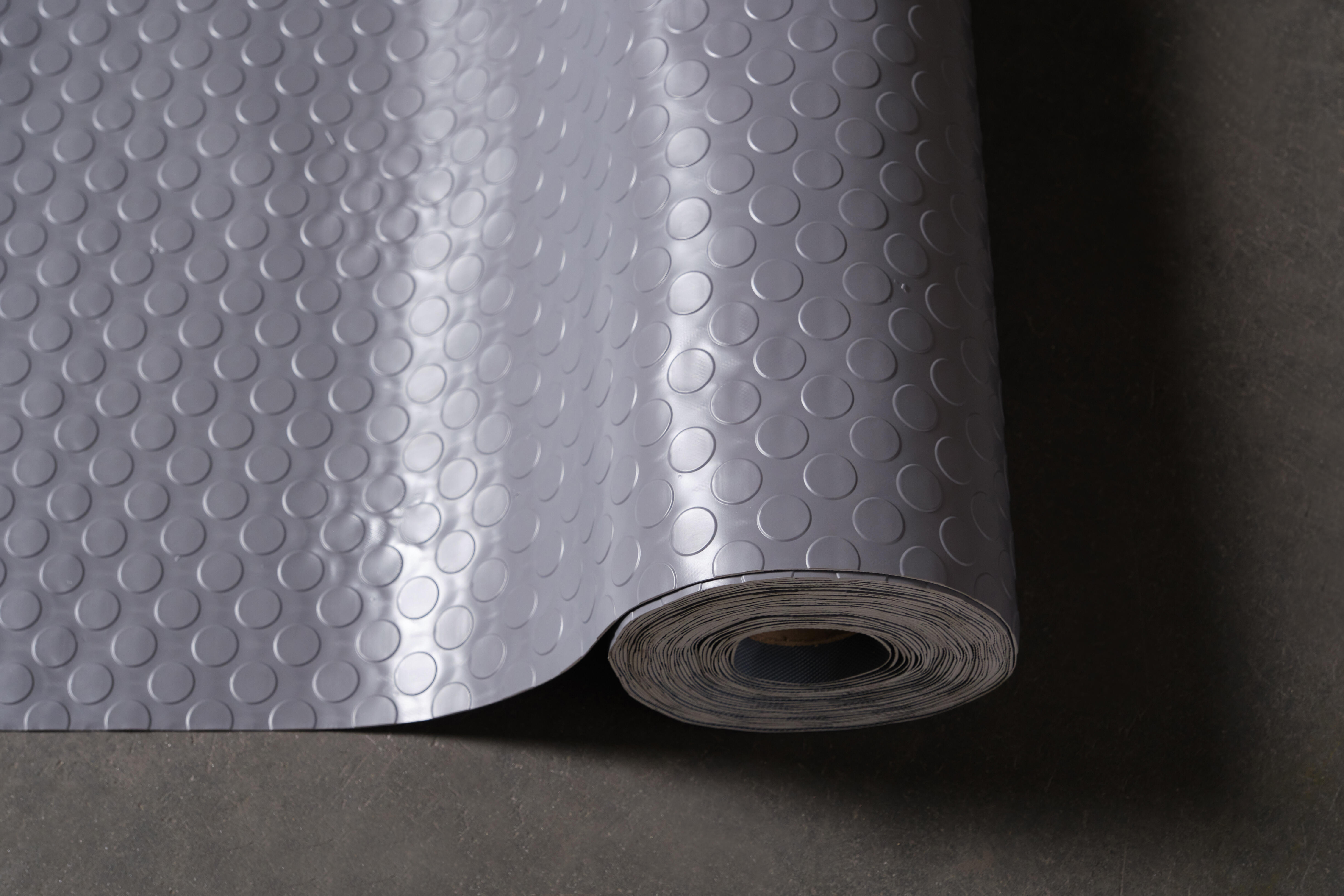 ROLO PAVIMENTO DE PVC CÍRCULOS 1,2X5M CINZA | Obramat