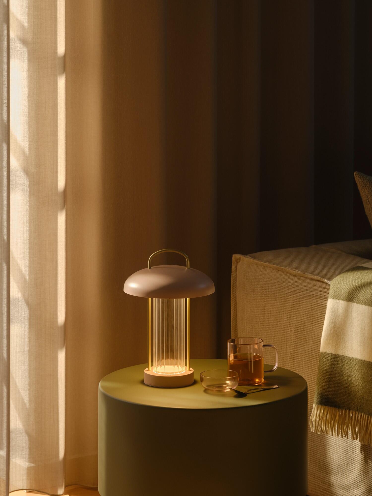 Lampe Mirano, fer, rose, H.29 cm, LED | Leroy Merlin