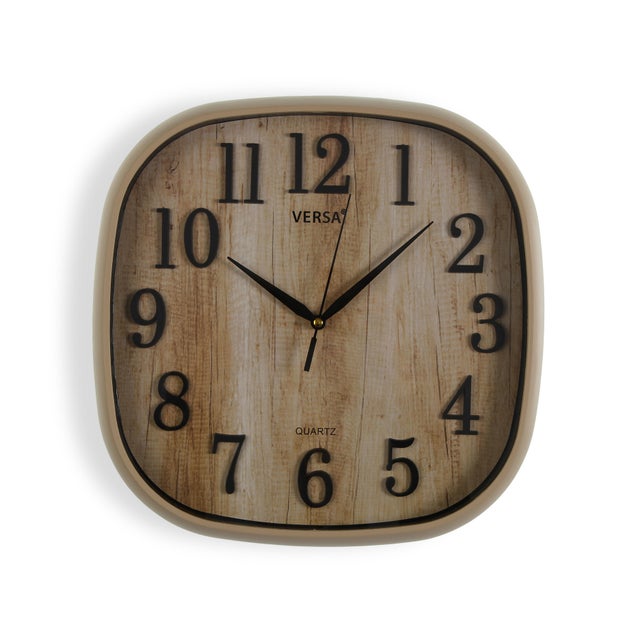 Reloj cuadrado: Diseño sencillo y fácil lectura