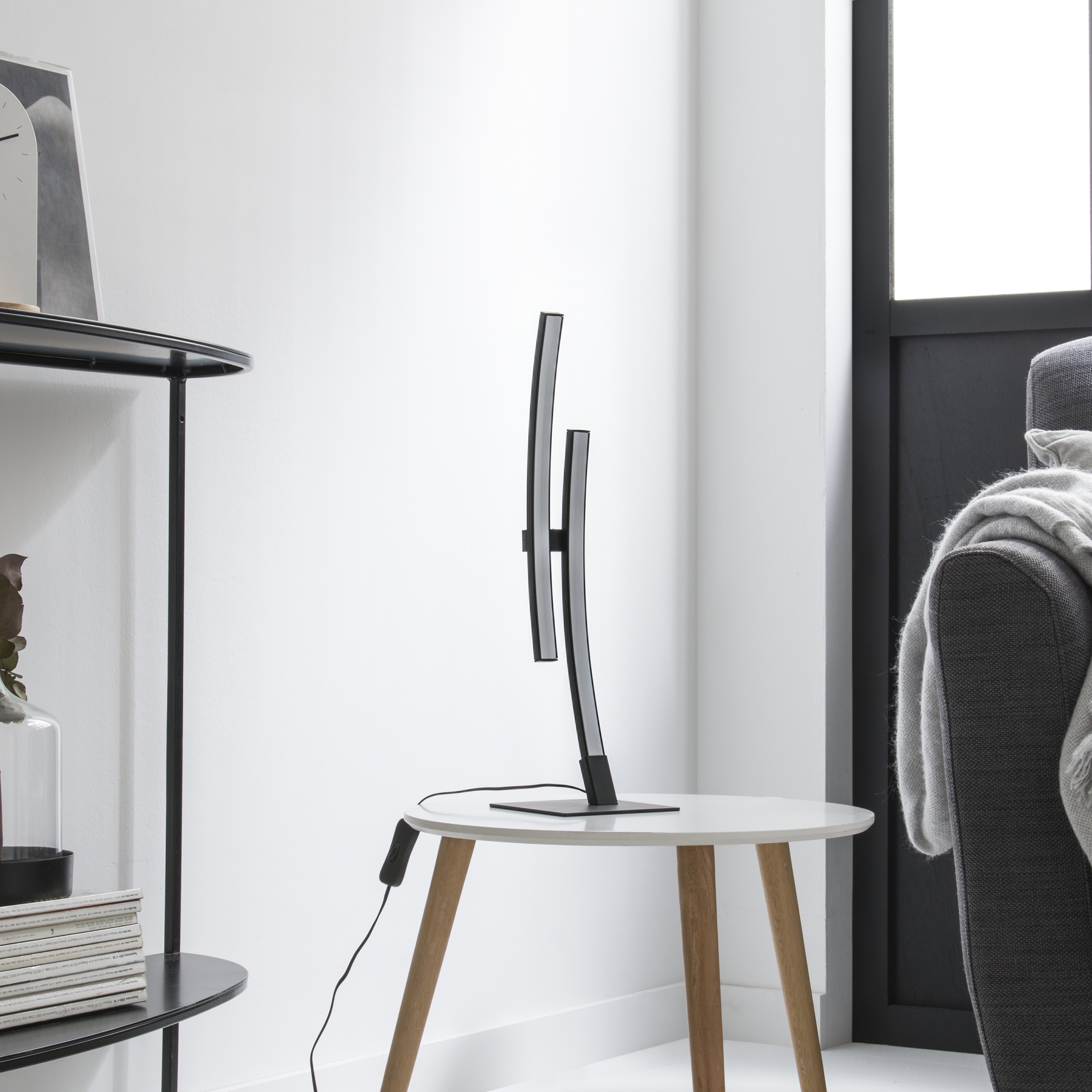 Lampada da tavolo LED design Beryl nero, luce naturale, INSPIRE | Leroy ...