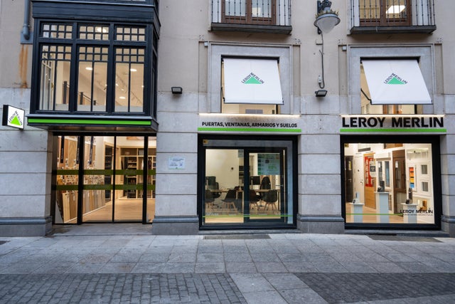 Tienda de bricolaje en Leroy Merlin Armarios, Puertas, Suelos y ...