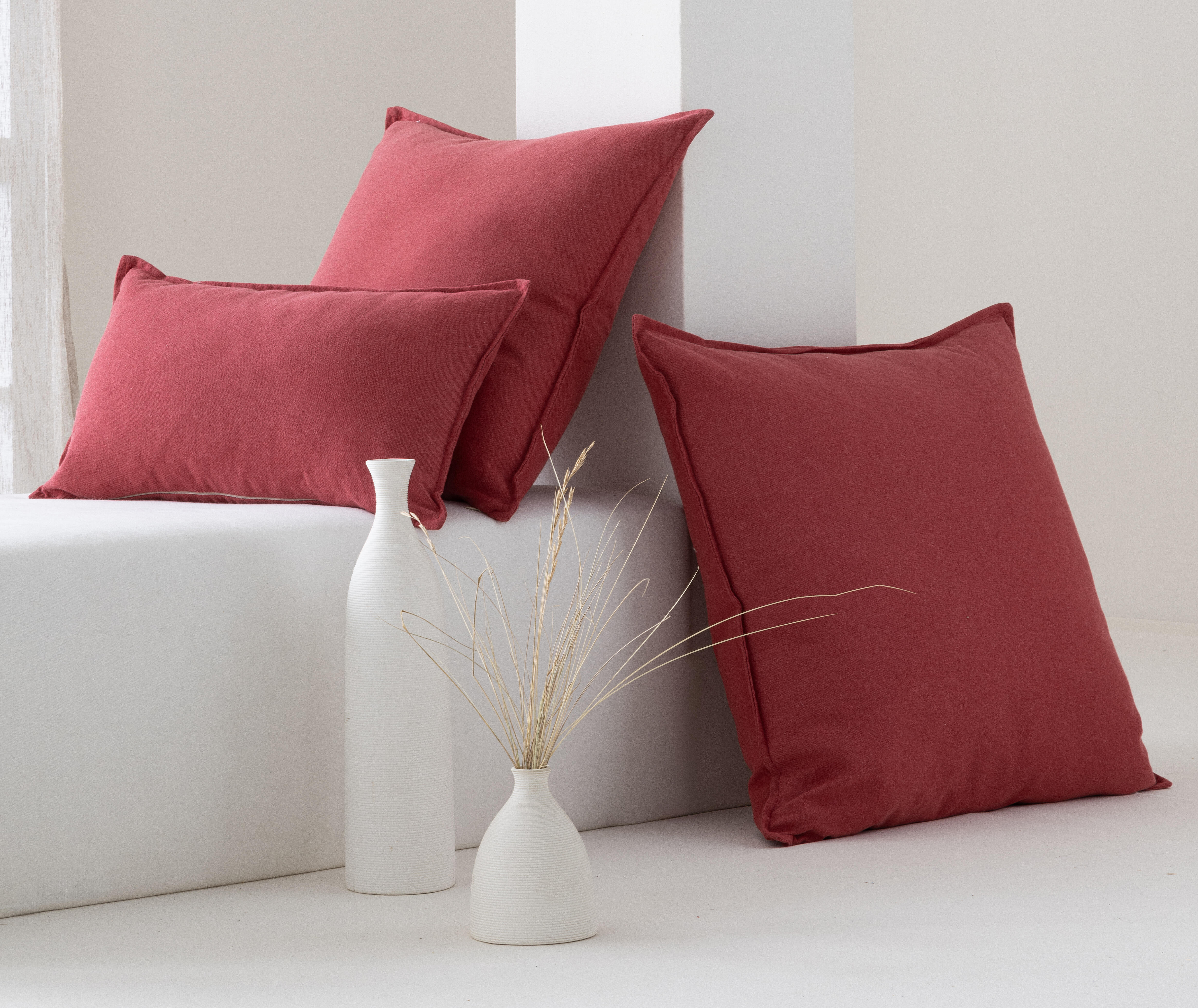 Cojín decorativo cuadrado Dalí algodón, lino liso rojo 50x50cm | Leroy ...