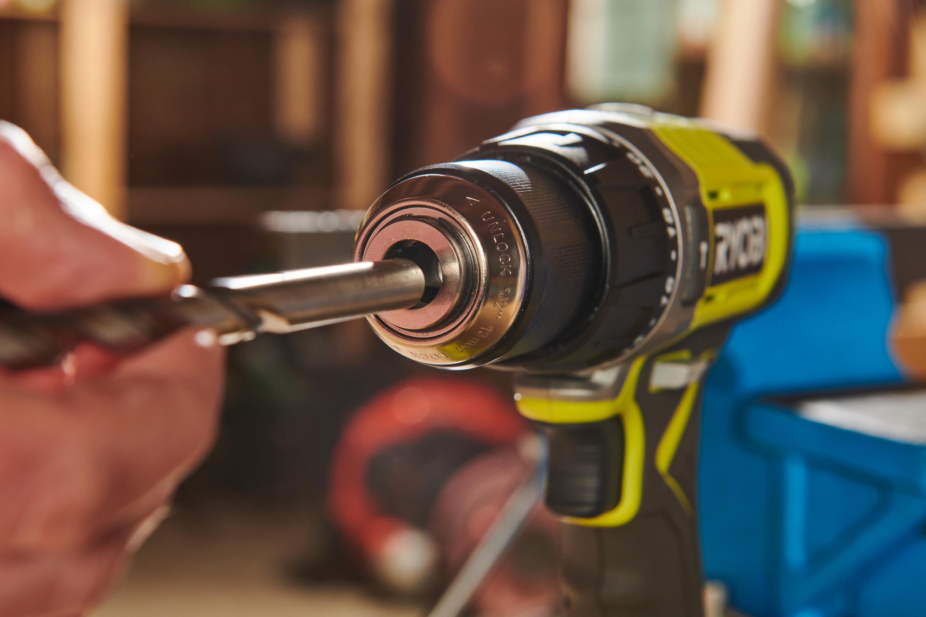 Perceuse à percussion 18 V RYOBI Rpd18-1c40s, 52 Nm + 1 batterie 4Ah ...