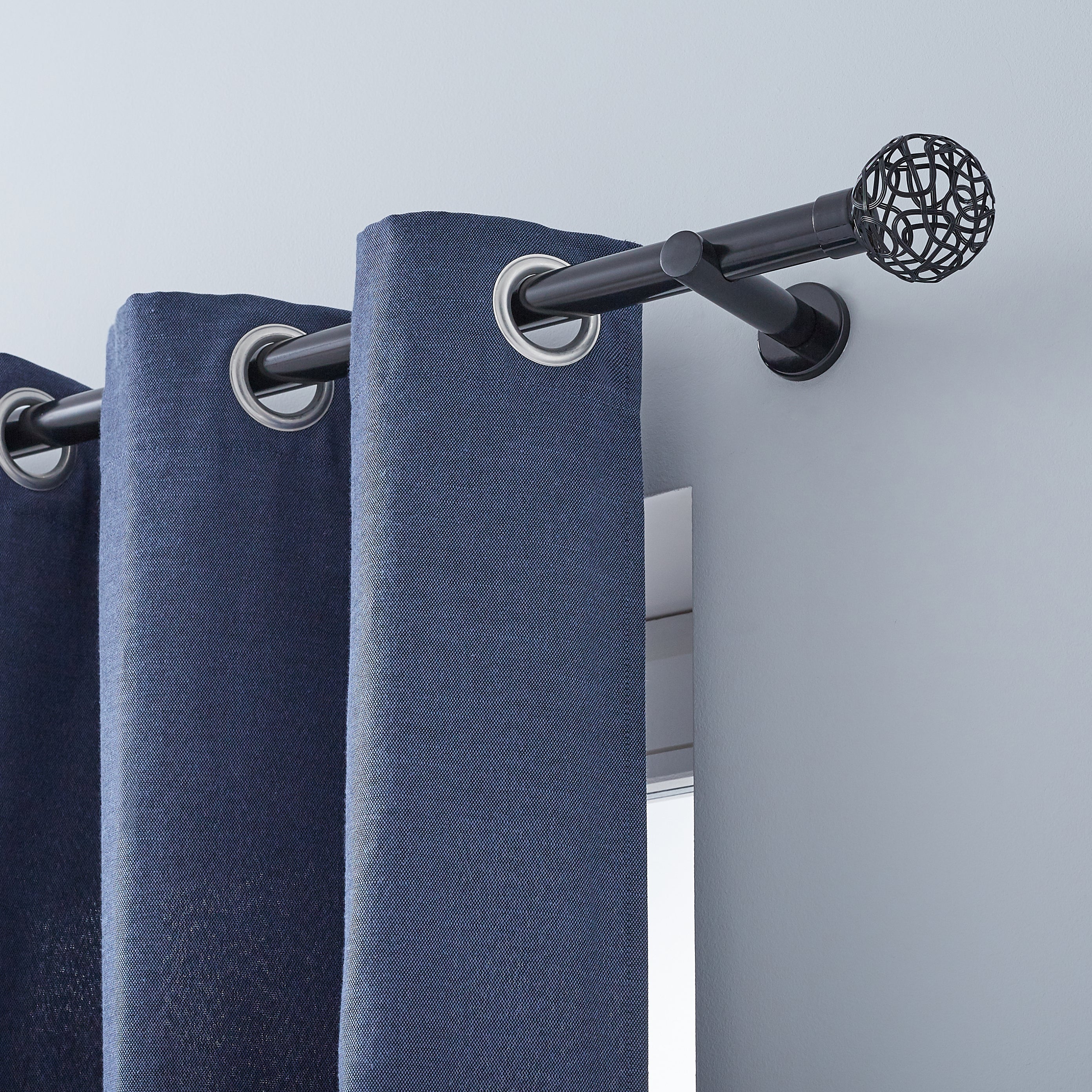 Personnalisez vos tringles à rideaux ! | Leroy Merlin