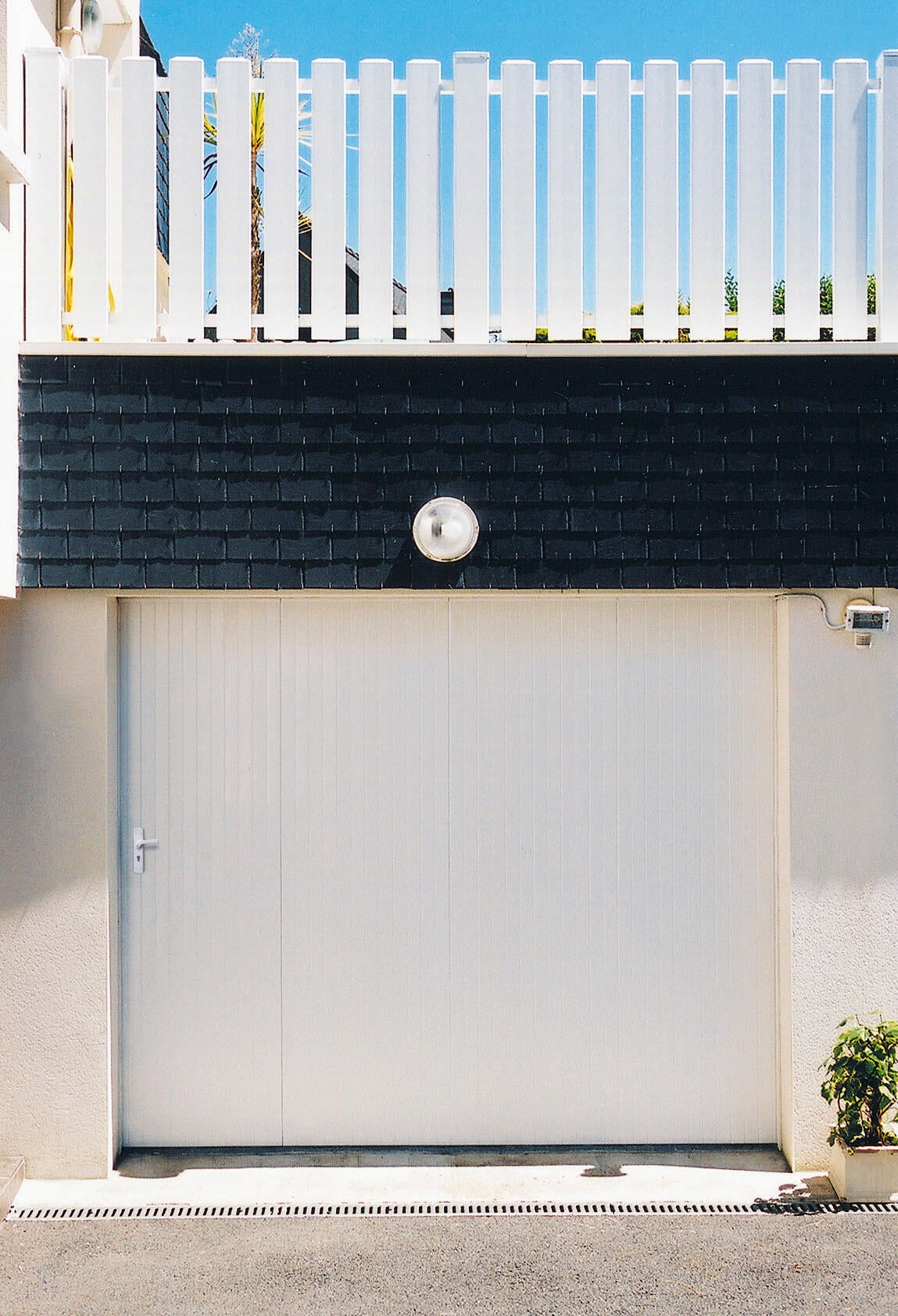 Porte de garage coulissante manuelle PVC ARTENS H.200 x l.240 cm ...