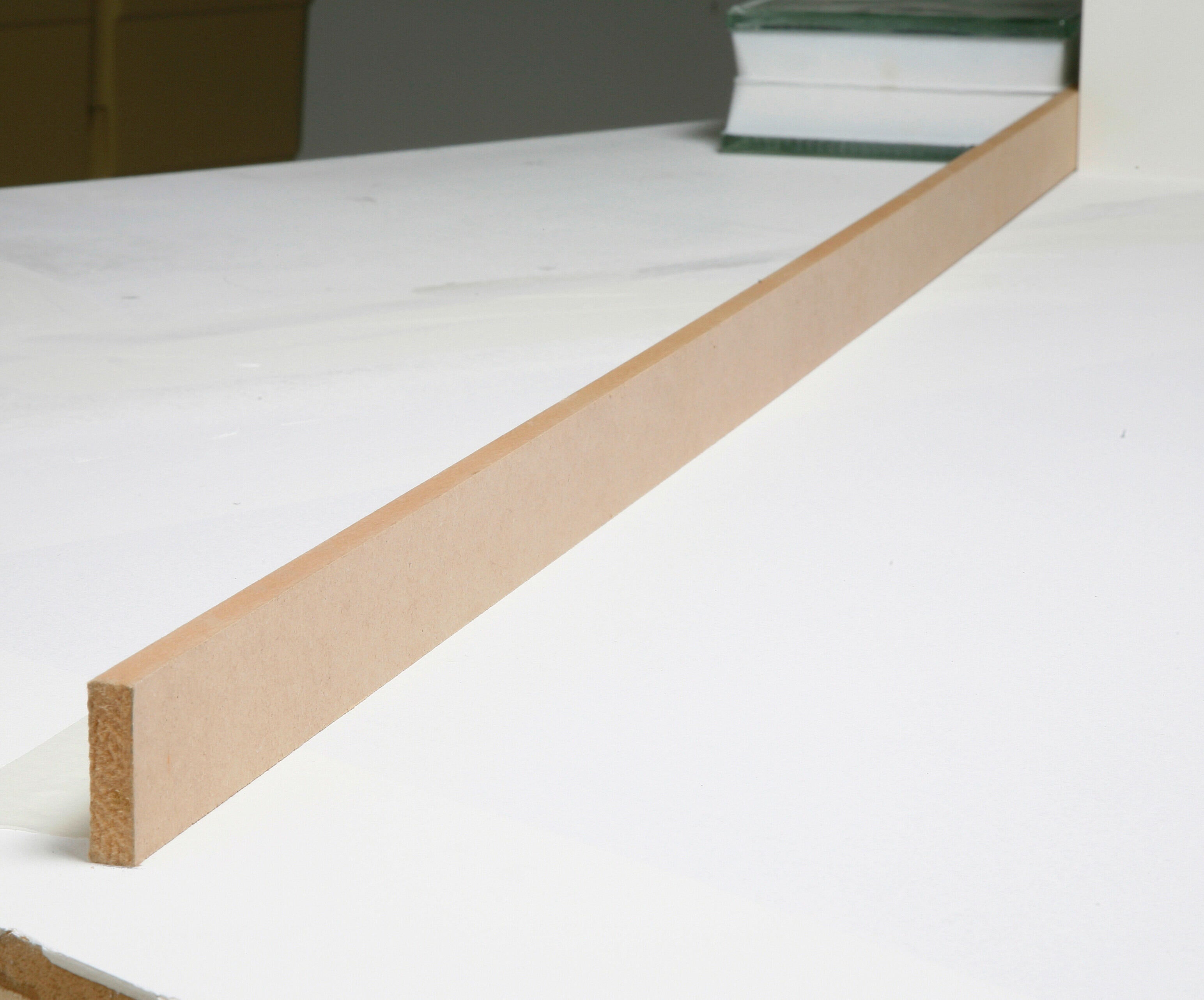 Tasseau médium (MDF) raboté, 10 x 40 mm ,L.2.44 m | Leroy Merlin