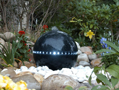 Kit fontaine UBBINK Dubaï, noir, H.36 cm | Leroy Merlin