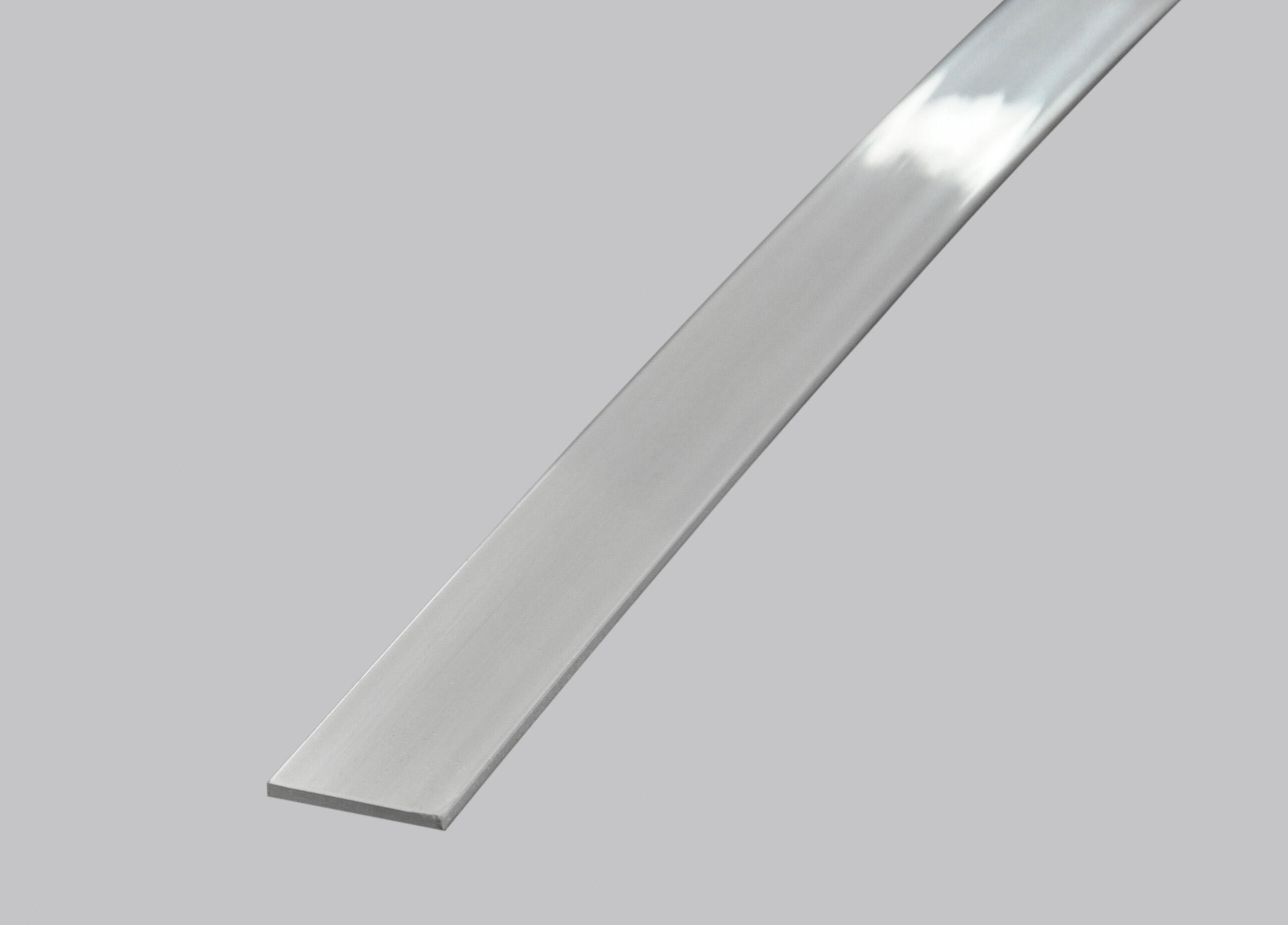 Plat PVC gris, 2 x 30 mm, L.2.6 m | Leroy Merlin