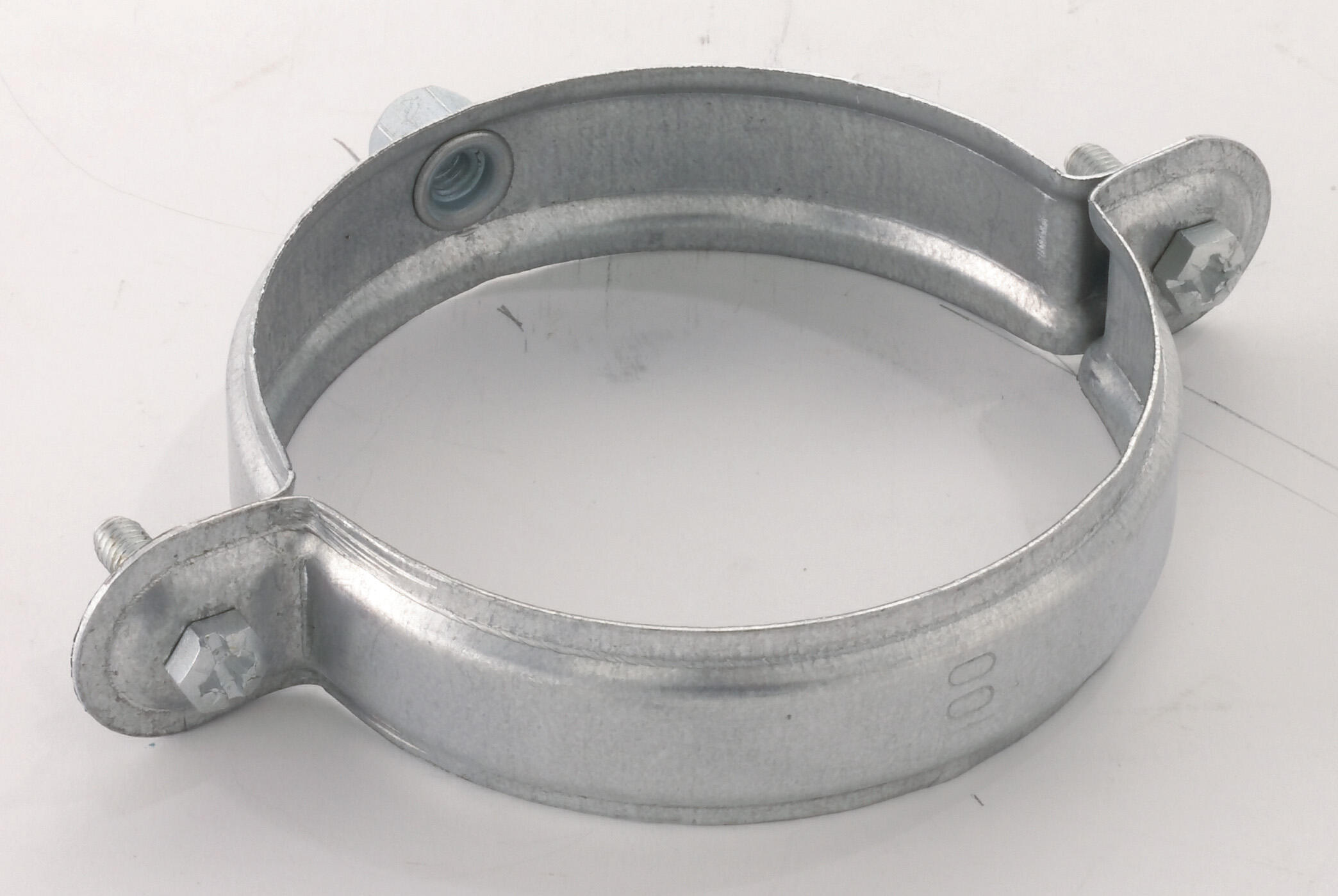 Collier à embase taraudée pour gouttière développé 33 gris acier ...