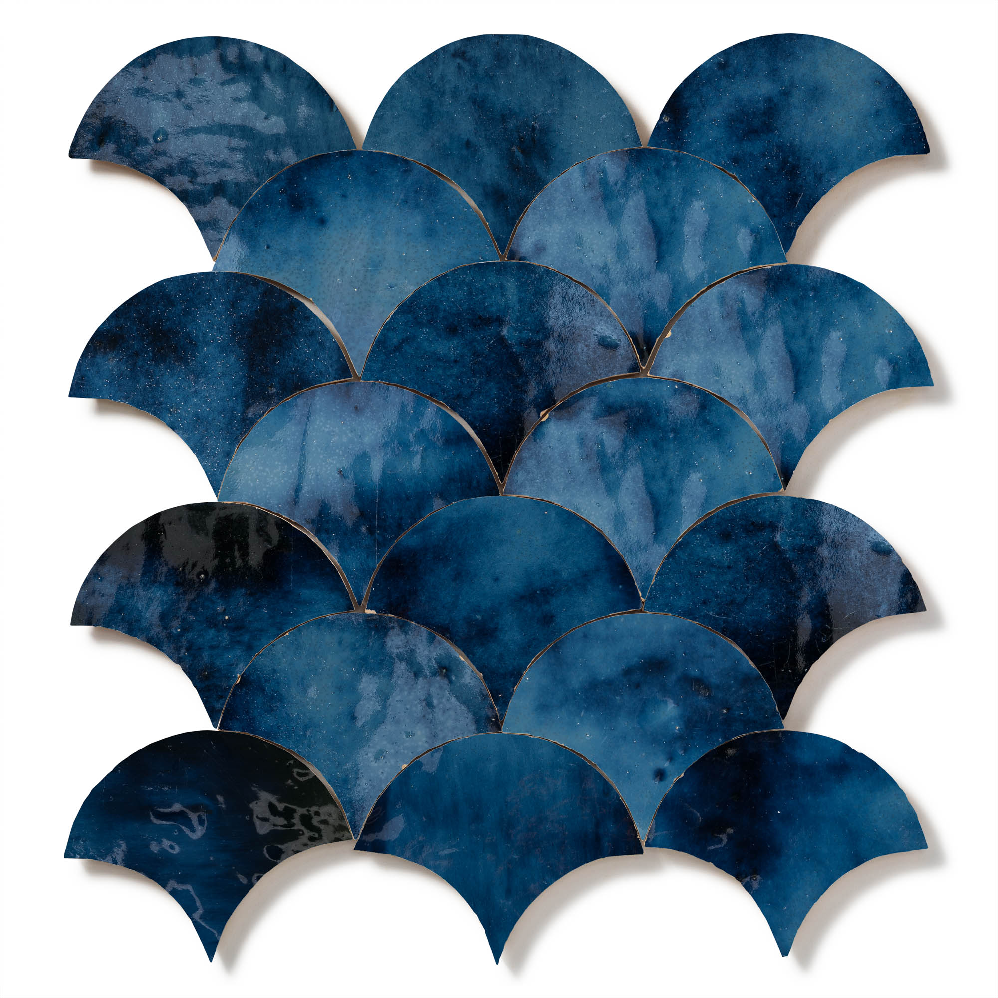 Zellige Marocain Artisanal Véritable - Bleu Magique Ecaille grand 10x12 ...