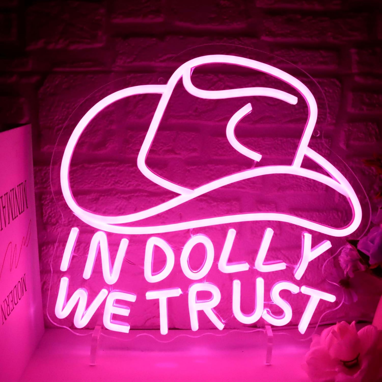 Enseigne néon « In Dolly We Trust », chapeau de cow-girl rose avec ...