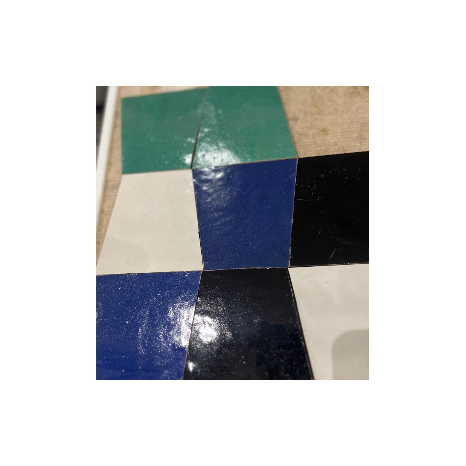 Véritable Zellige marocain artisanal - Bleu nuit48format : Cuvette0,85 ...
